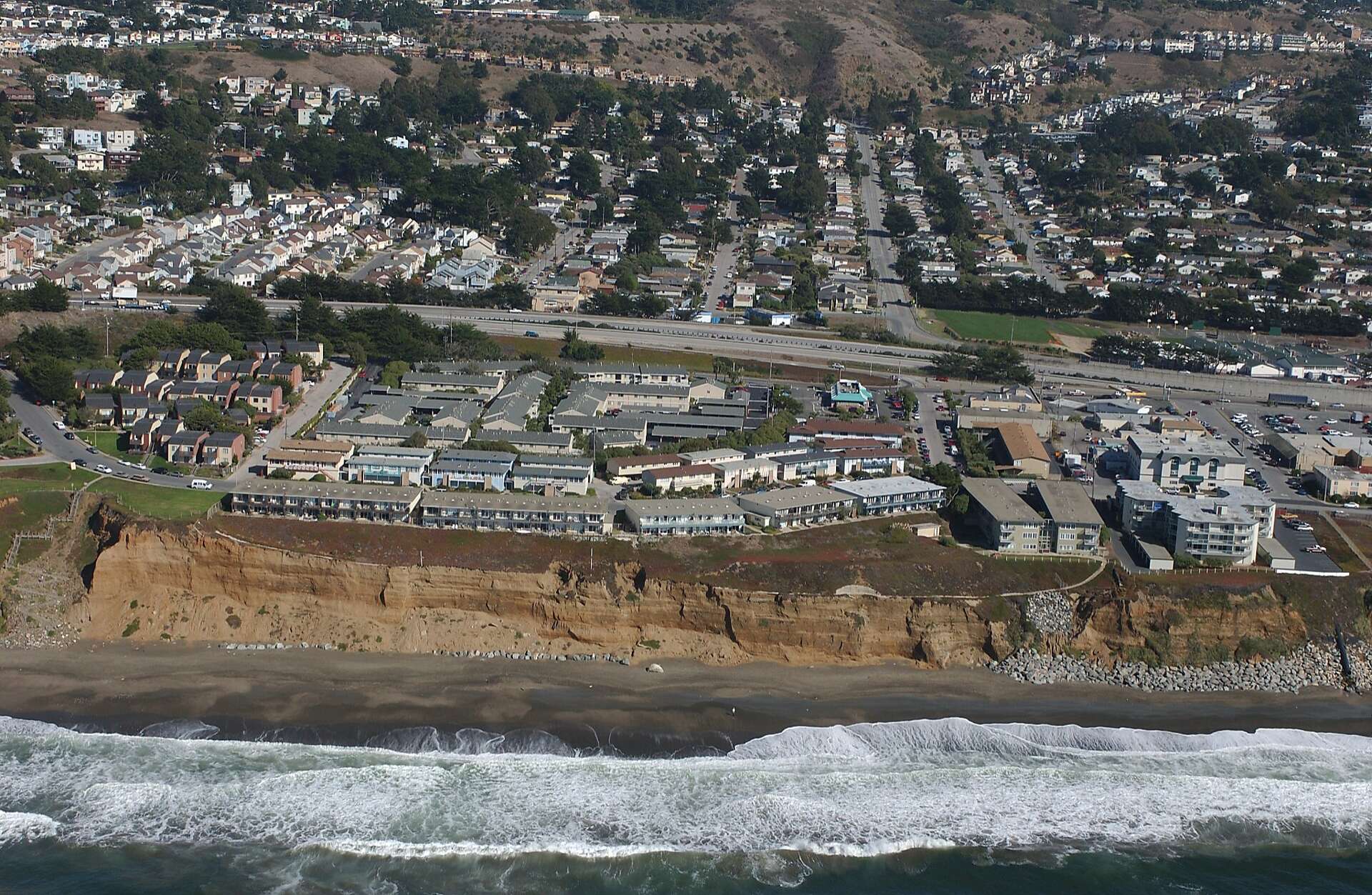 Pacific Ocean devours Pacifica cliffs in aerial photos over decades