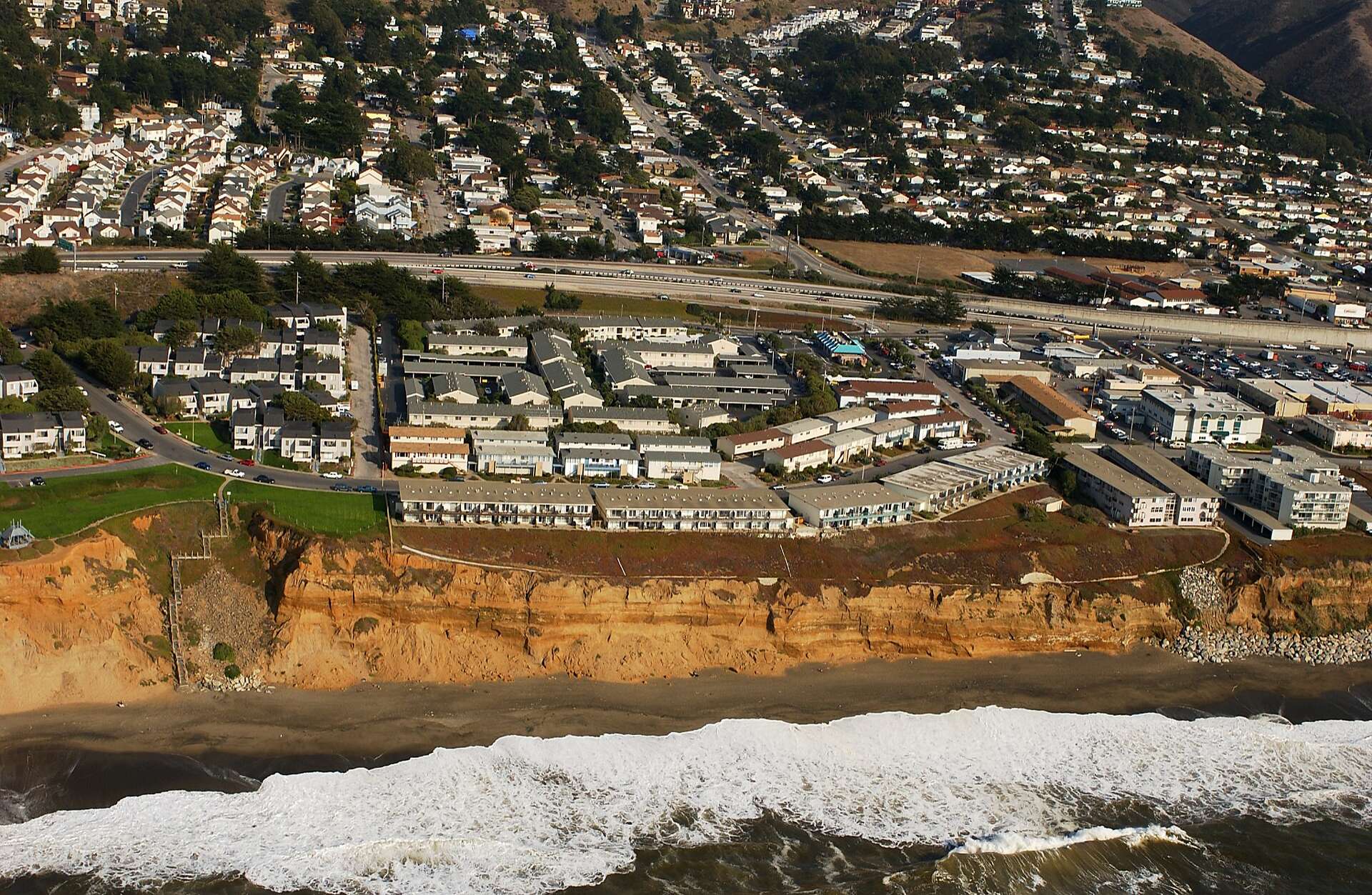 Pacific Ocean devours Pacifica cliffs in aerial photos over decades