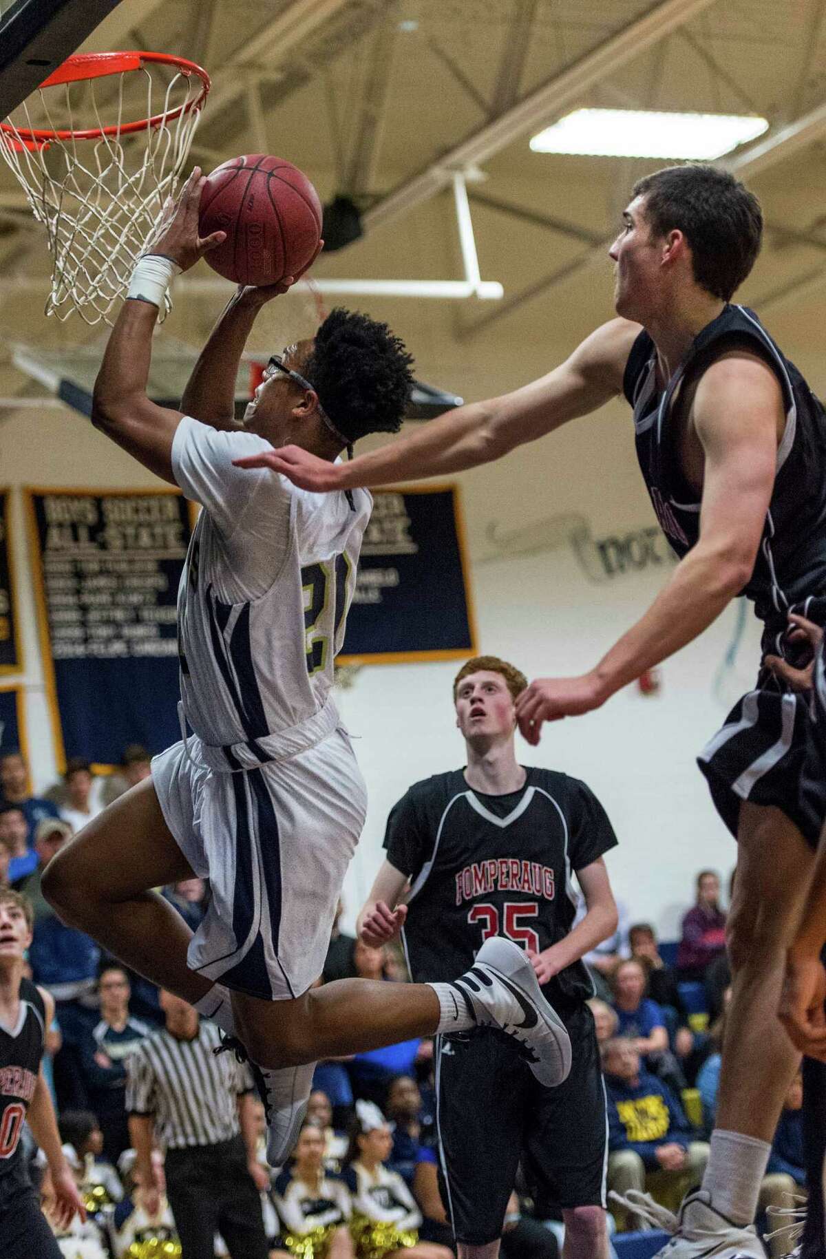 ND-Fairfield tops Pomperaug to remain unbeaten in SWC play; Laczkoski ...