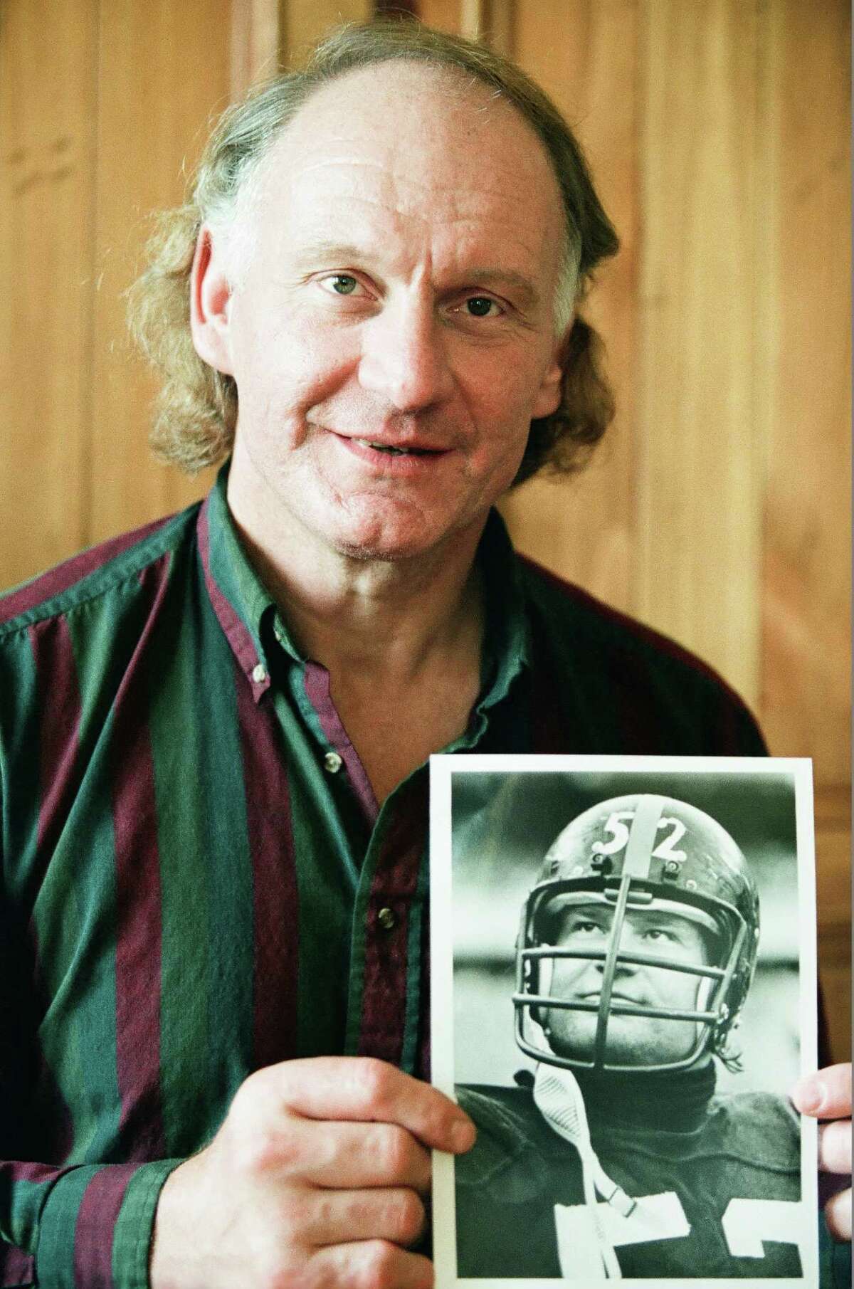 San Antonio great Tommy Nobis had severe form of CTE