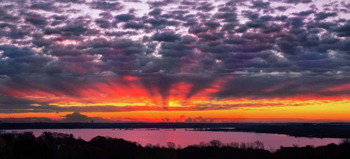14 times the Texas sky was the best in the world