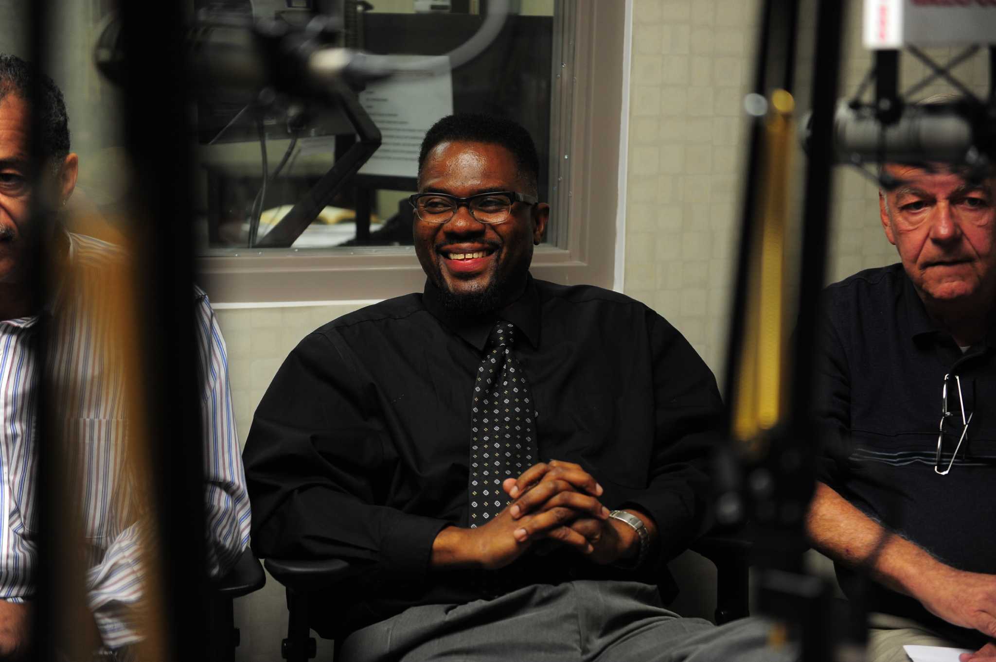 Former Bridgeport mayoral candidate Barr charged for disturbances