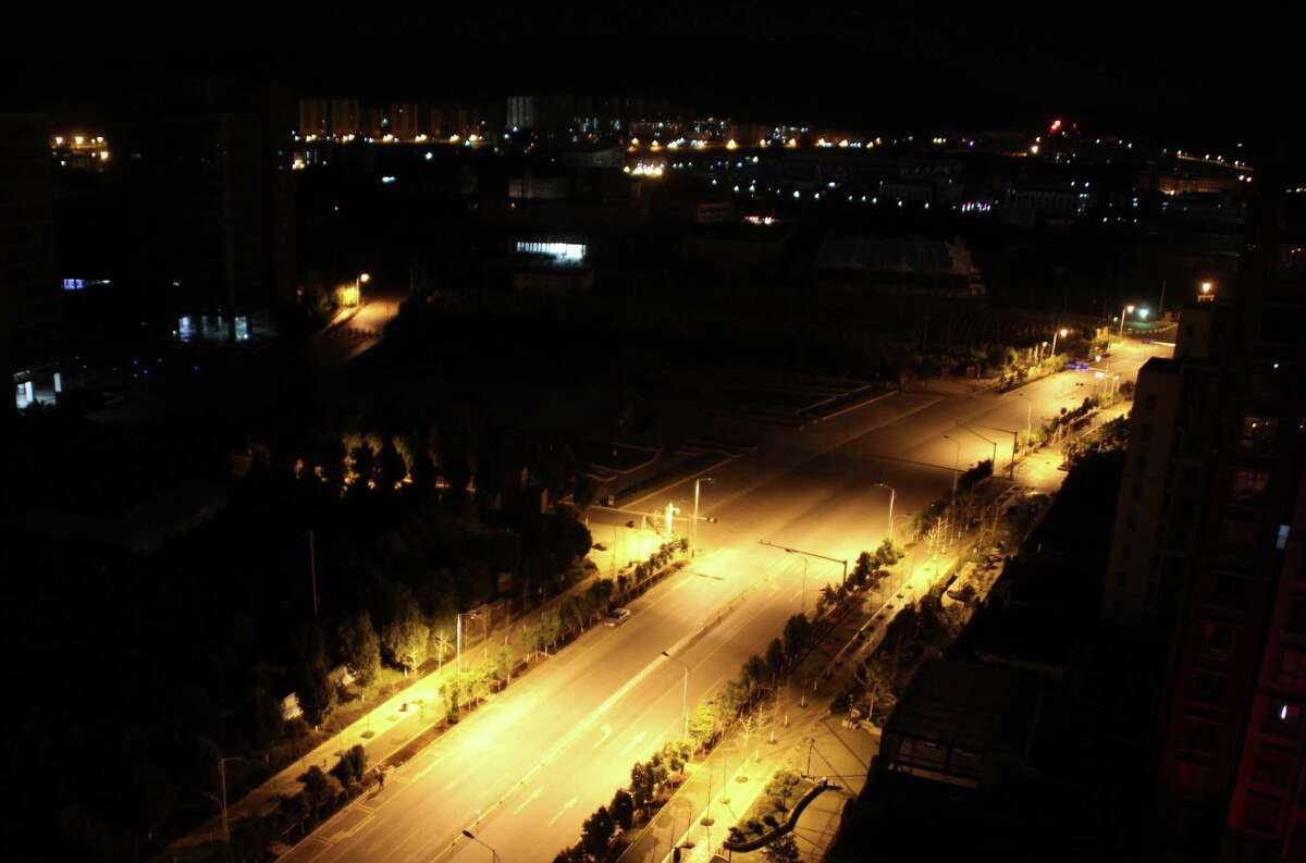 An eerie look inside China's enormous, empty 'ghost cities'