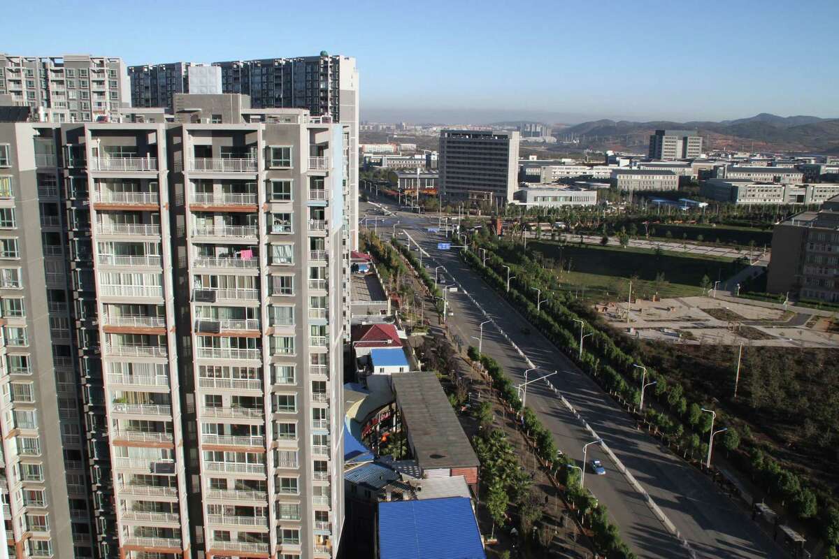 An eerie look inside China's enormous, empty 'ghost cities'
