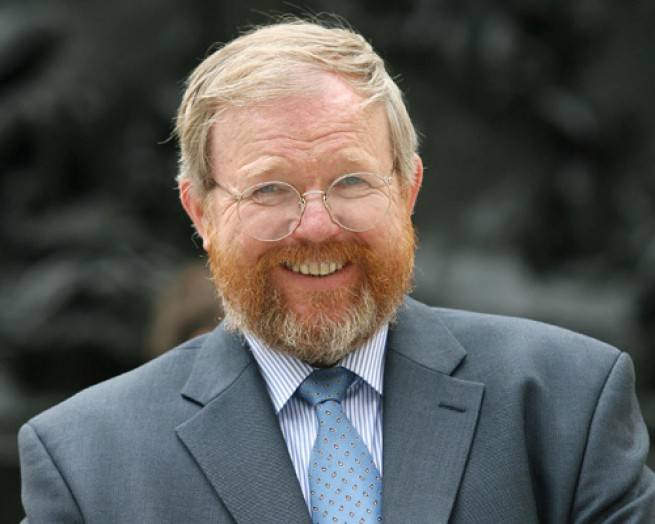 Bryson is Britain’s favorite American