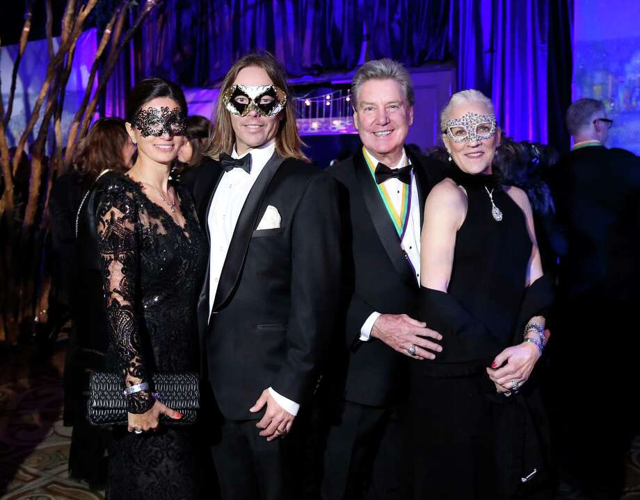 Mardi Gras bash channels Gotham City in Galveston - Houston Chronicle