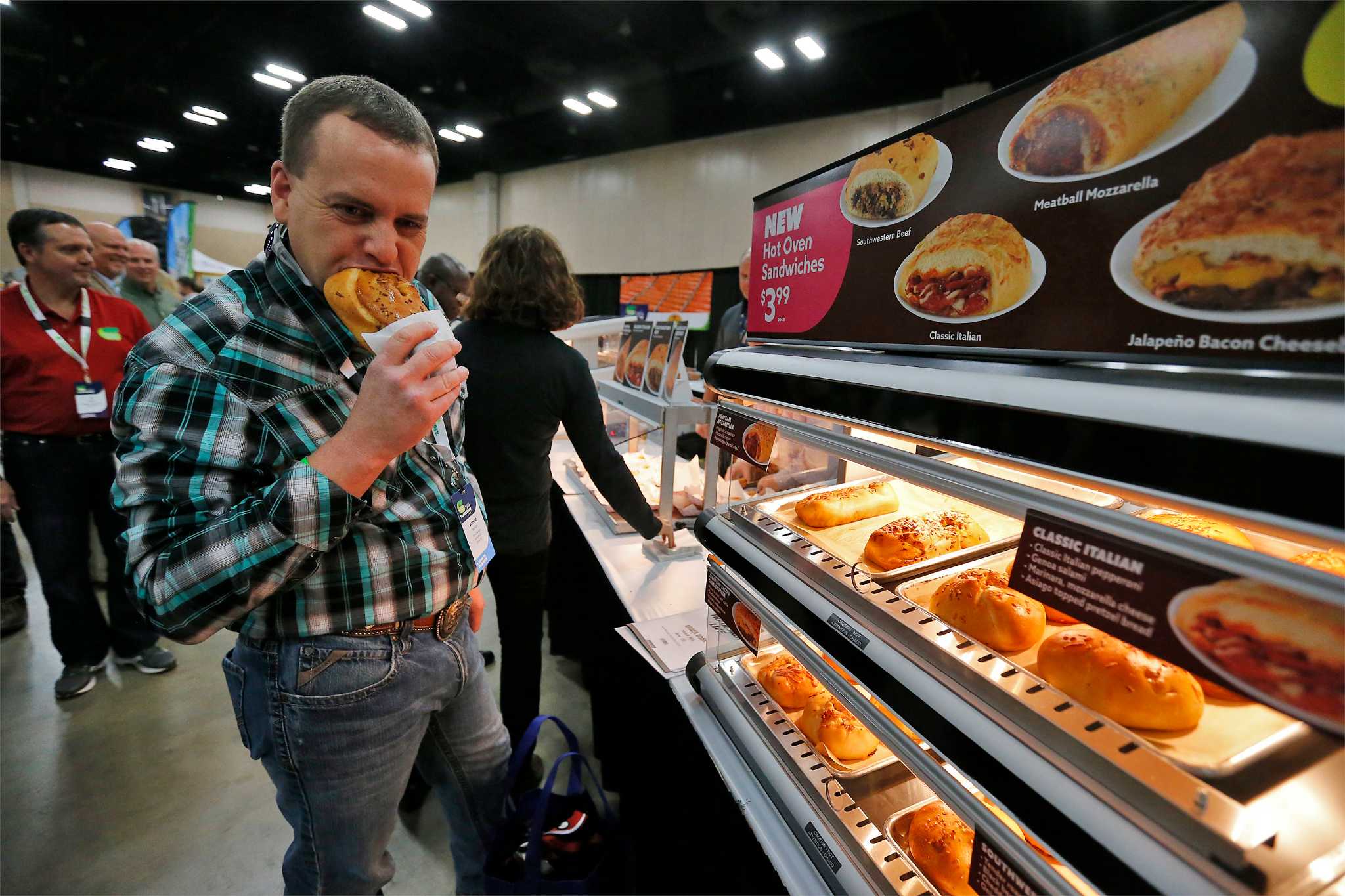 Convenience stores evolve for new tastes on the go