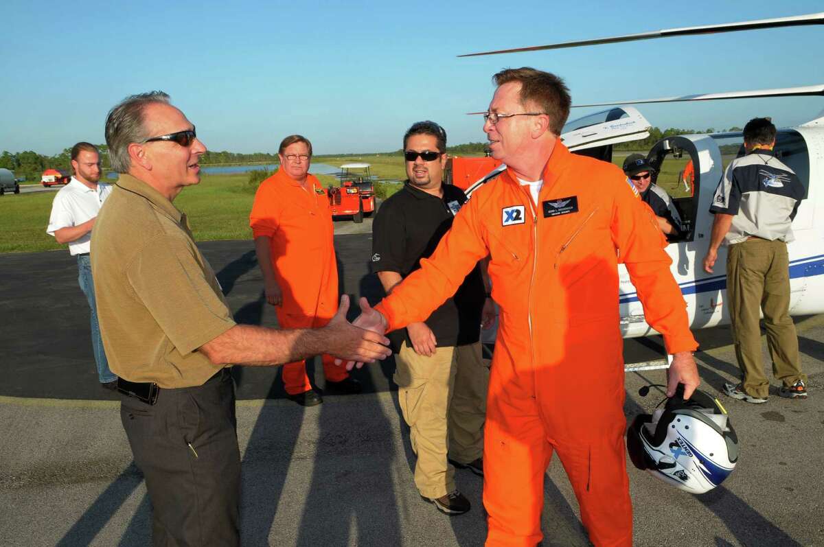 Former Sikorsky president killed in plane crash