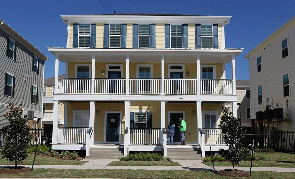 Galveston public housing still unfinished