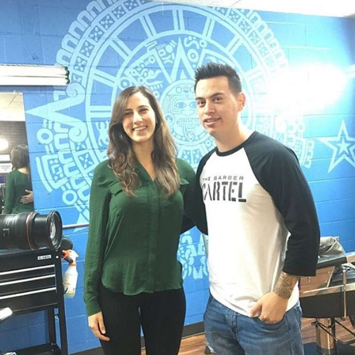 Barber does cutting-edge work on Spurs haircuts