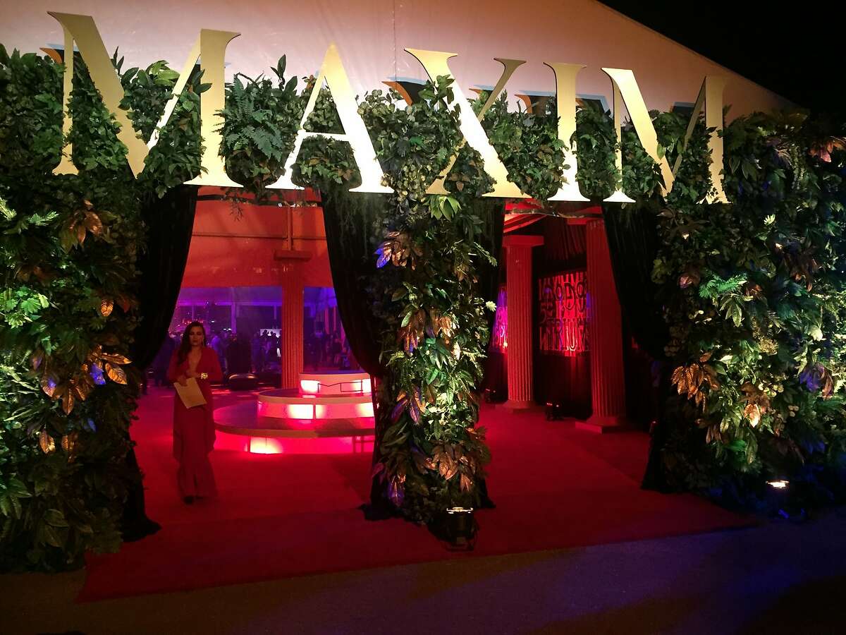 Maxim party draws 3,000 to Treasure Island