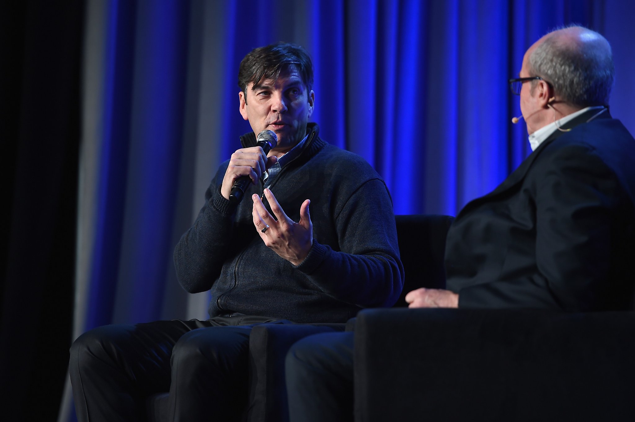 Verizon said to enlist AOL CEO Armstrong to explore Yahoo deal