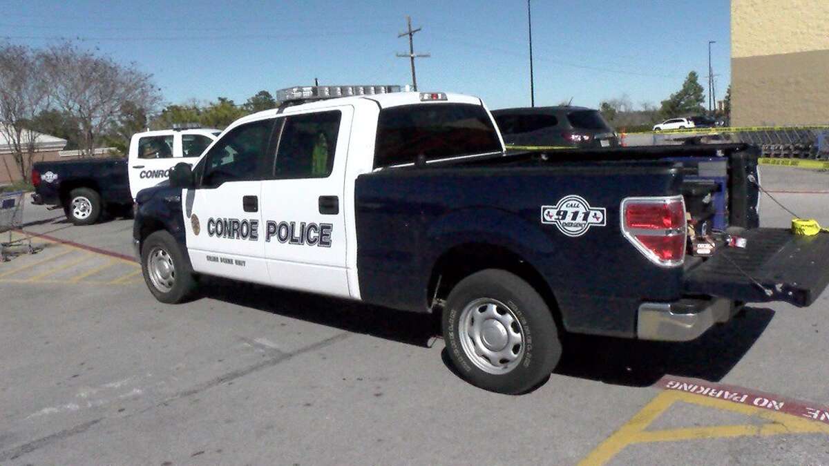 Police: Officer shoots, wounds shoplifting suspect outside Conroe Wal-Mart