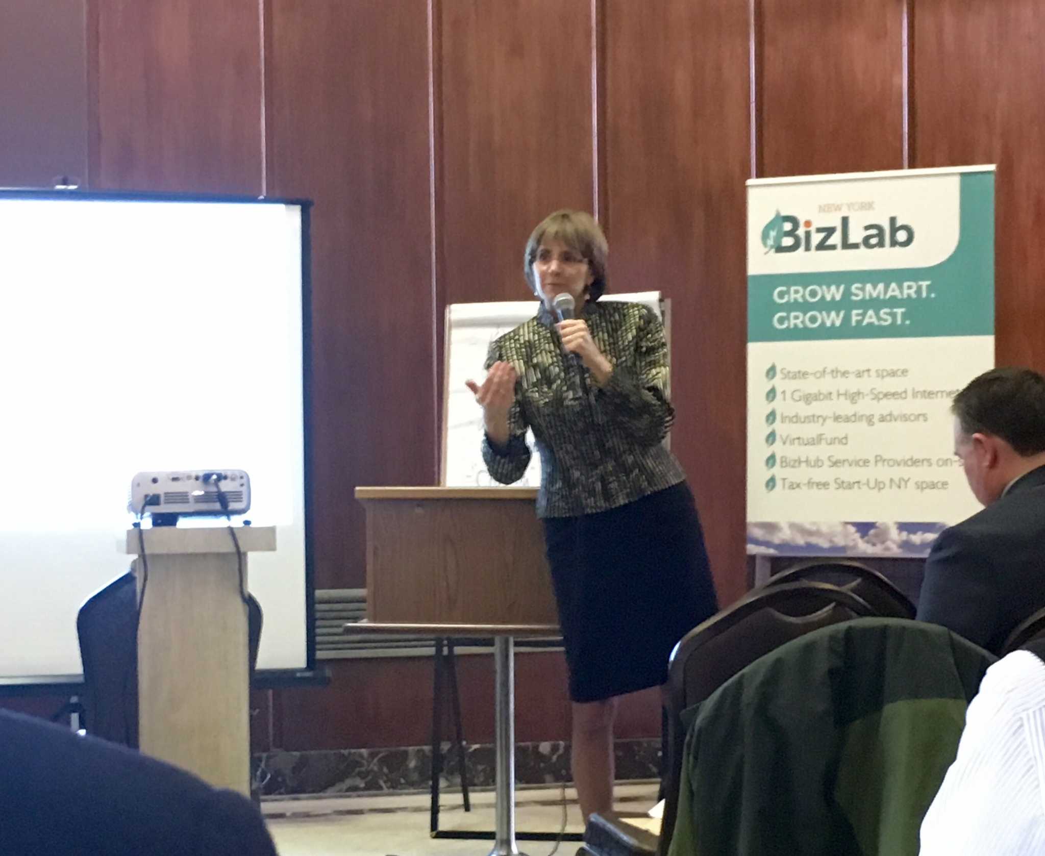 BizLab event brings sales pitch tips