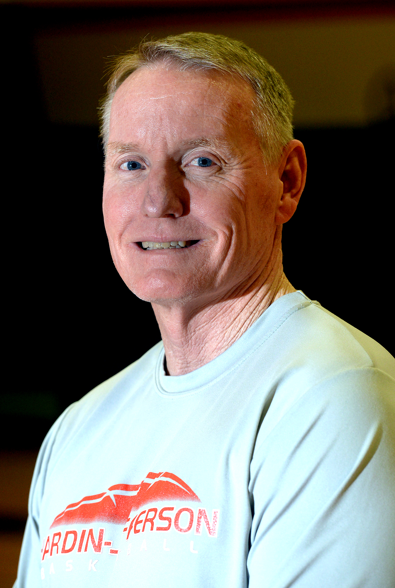 East Chambers boys basketball coach seeks 700th win