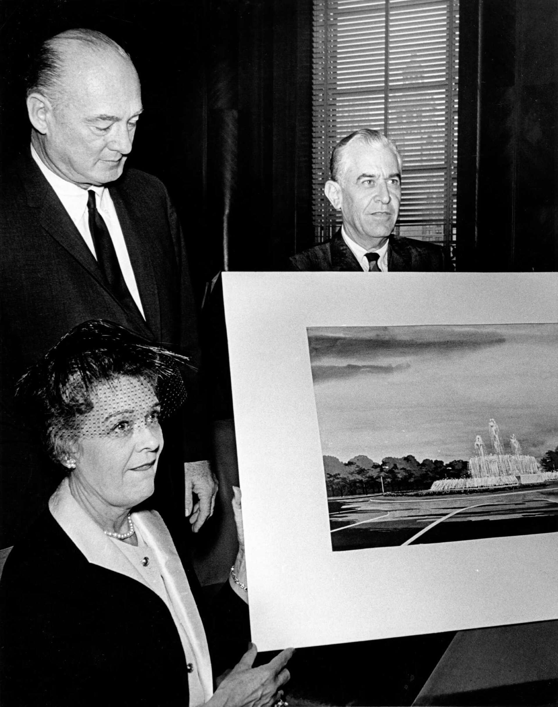 How sacred is Mecom Fountain?