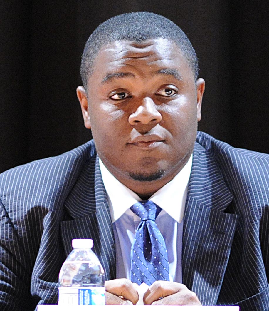 Lopez drops out of race for Greenwich DTC chairmanship