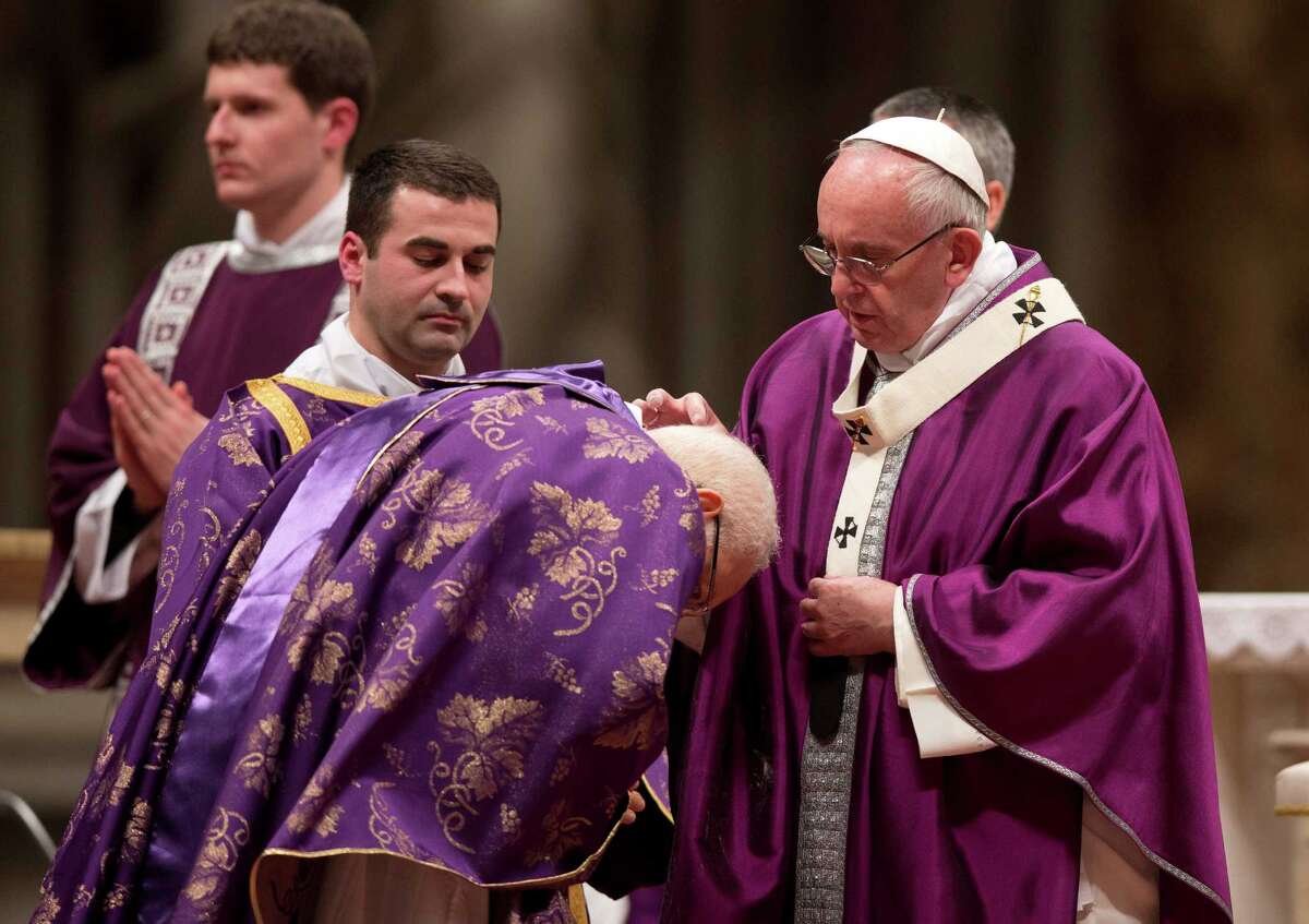 Pope on Ash Wednesday: charity's not to please ourselves