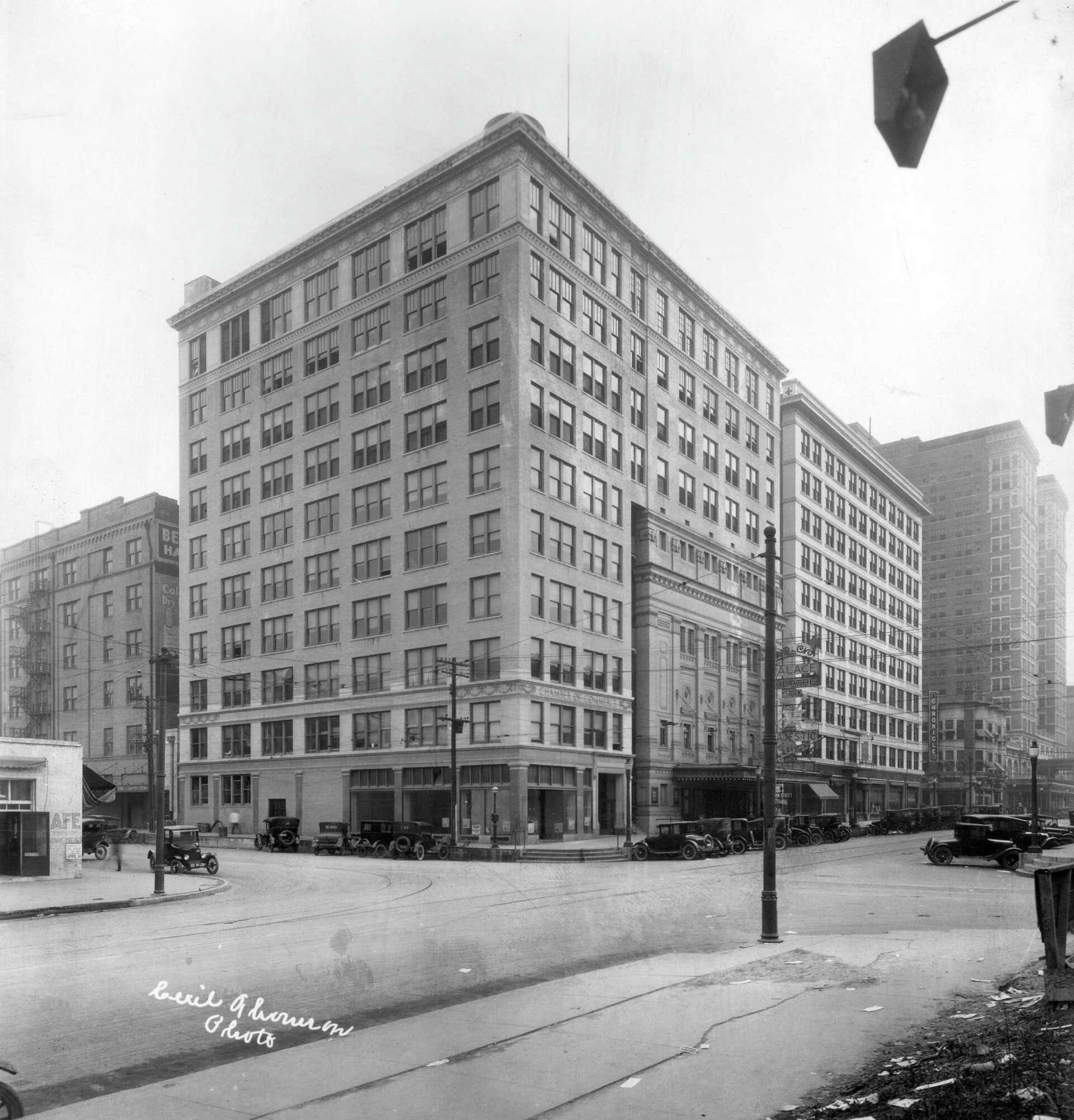 17 iconic Houston buildings that no longer exist memorialized in ...