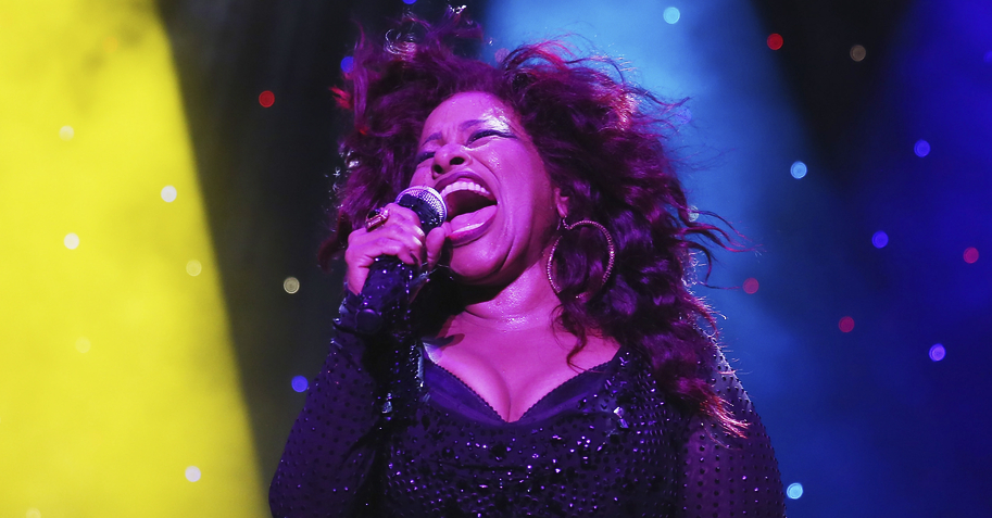 10 hot concerts during Valentine’s Day weekend