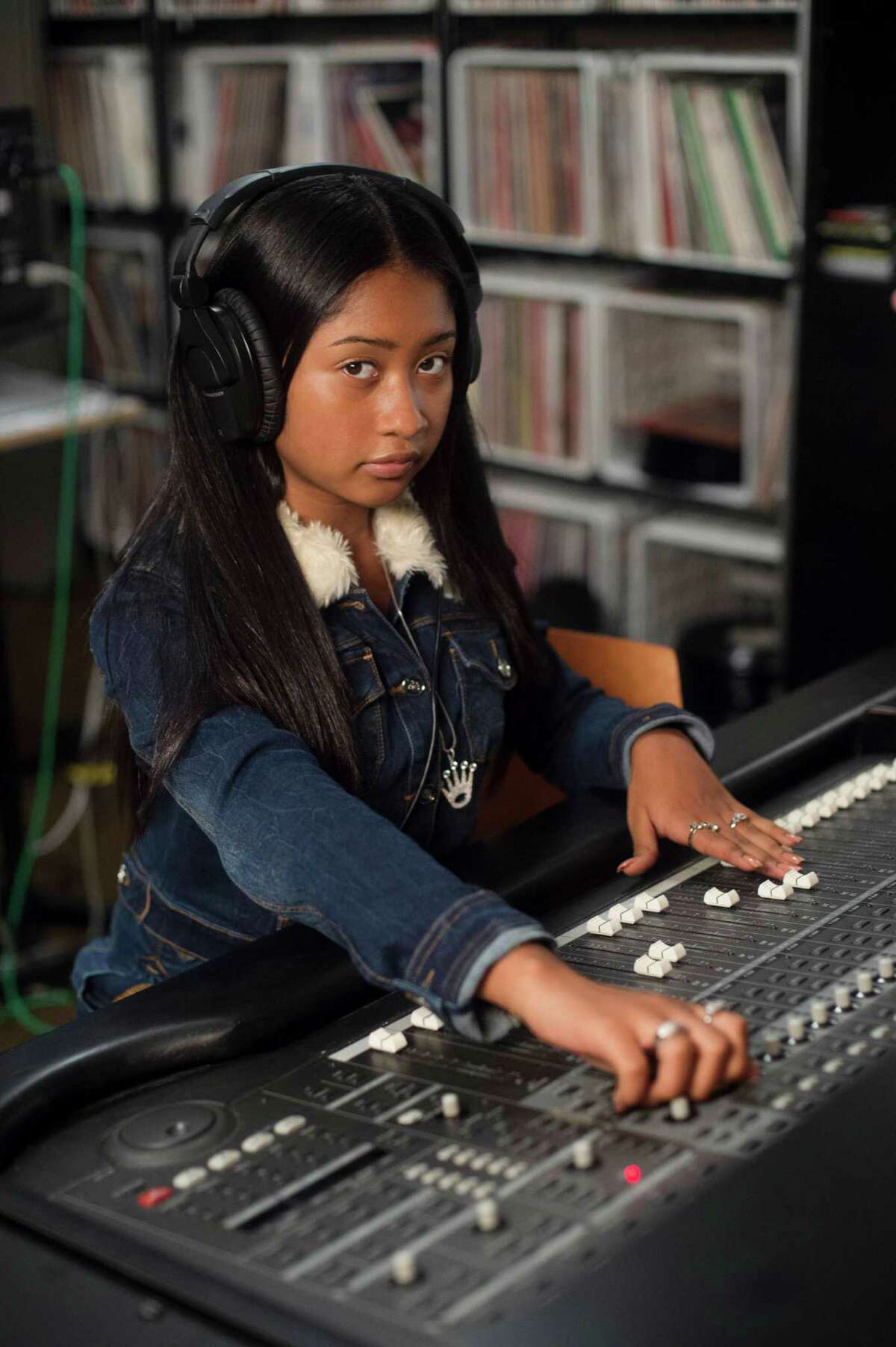 Houston's Young Lyric brings her rap game to TV