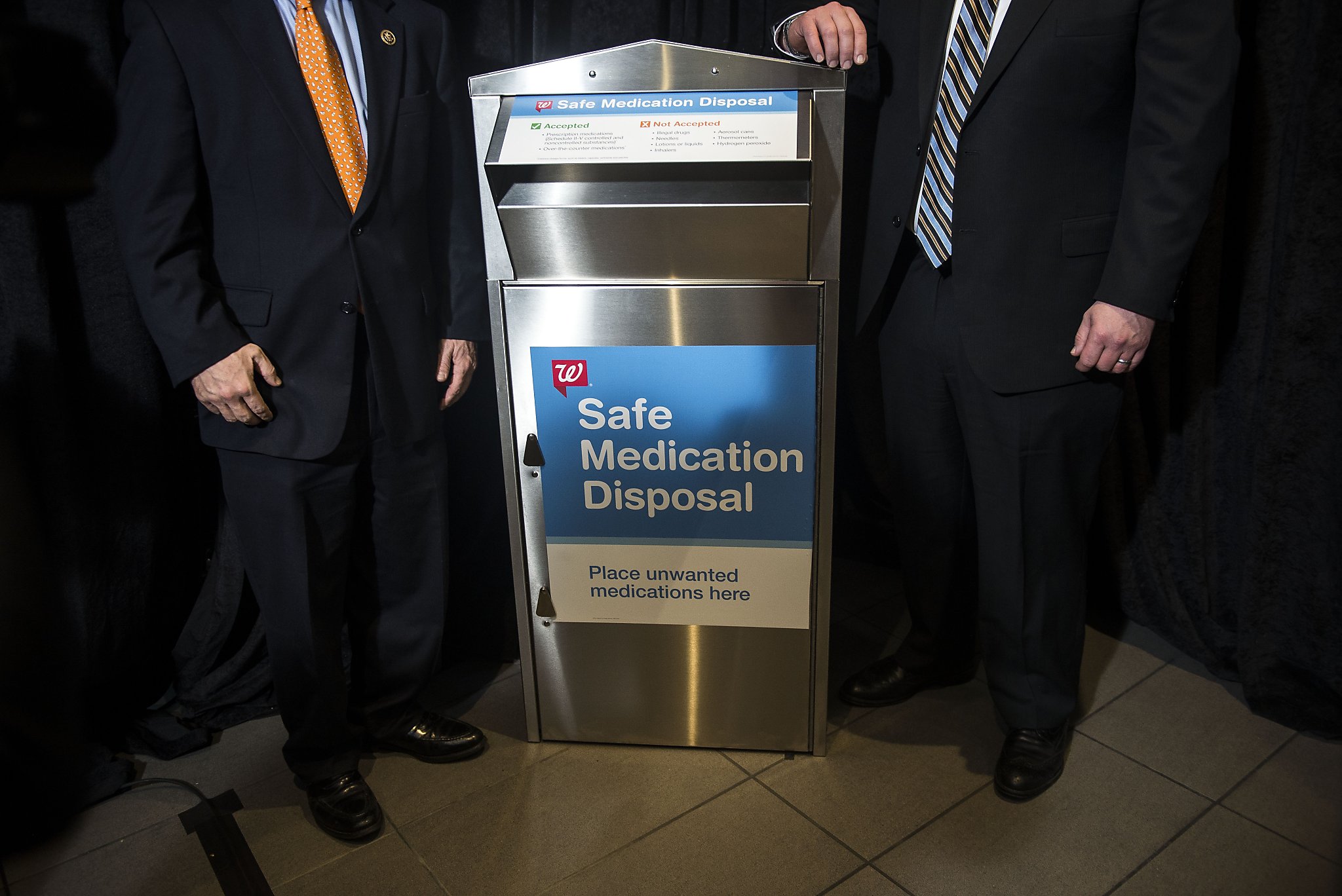 Walgreens to install drug-disposal kiosks at 500 stores