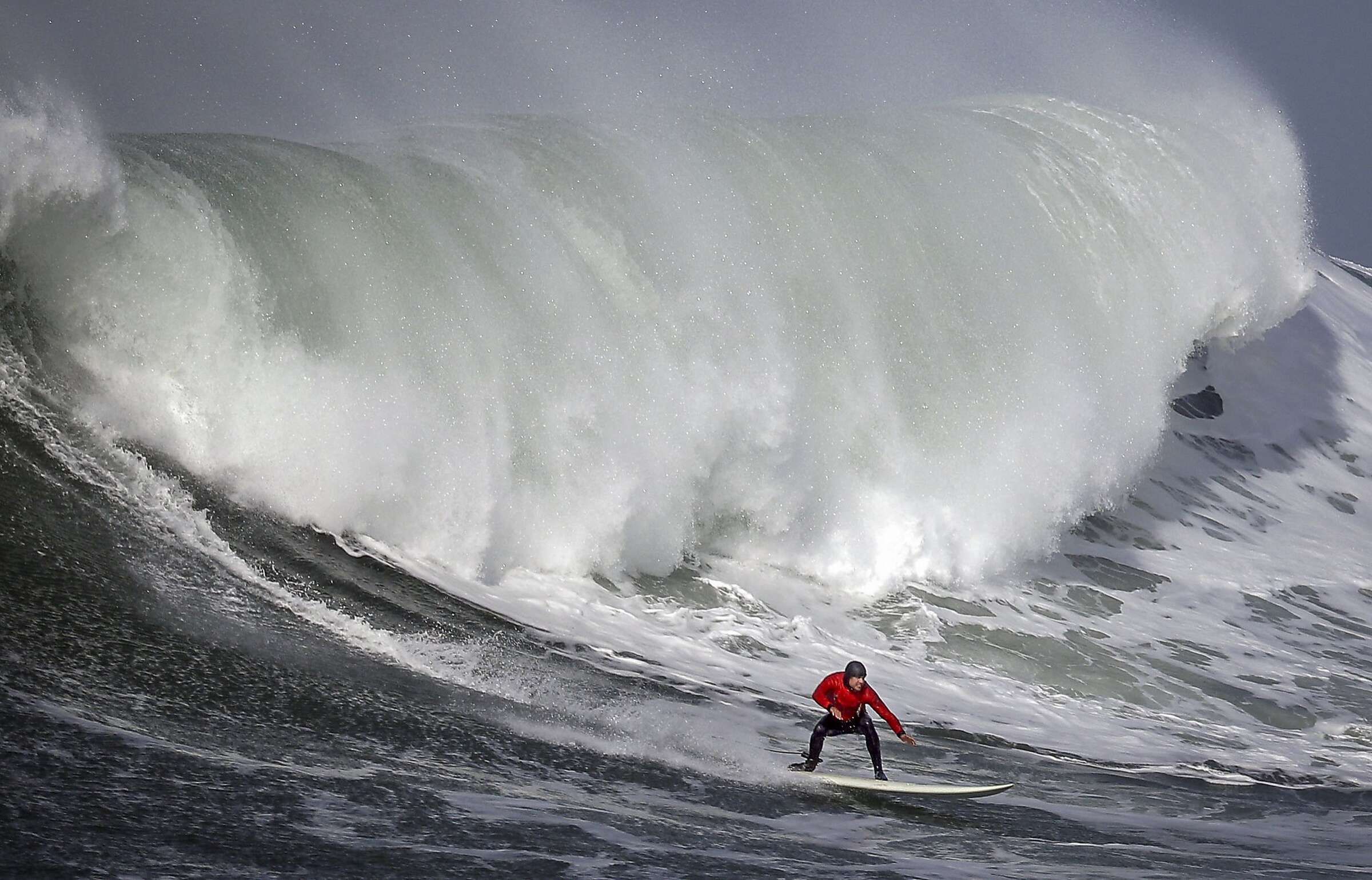 S.F. paramedic shines at ‘treacherous’ Mavericks surf competition