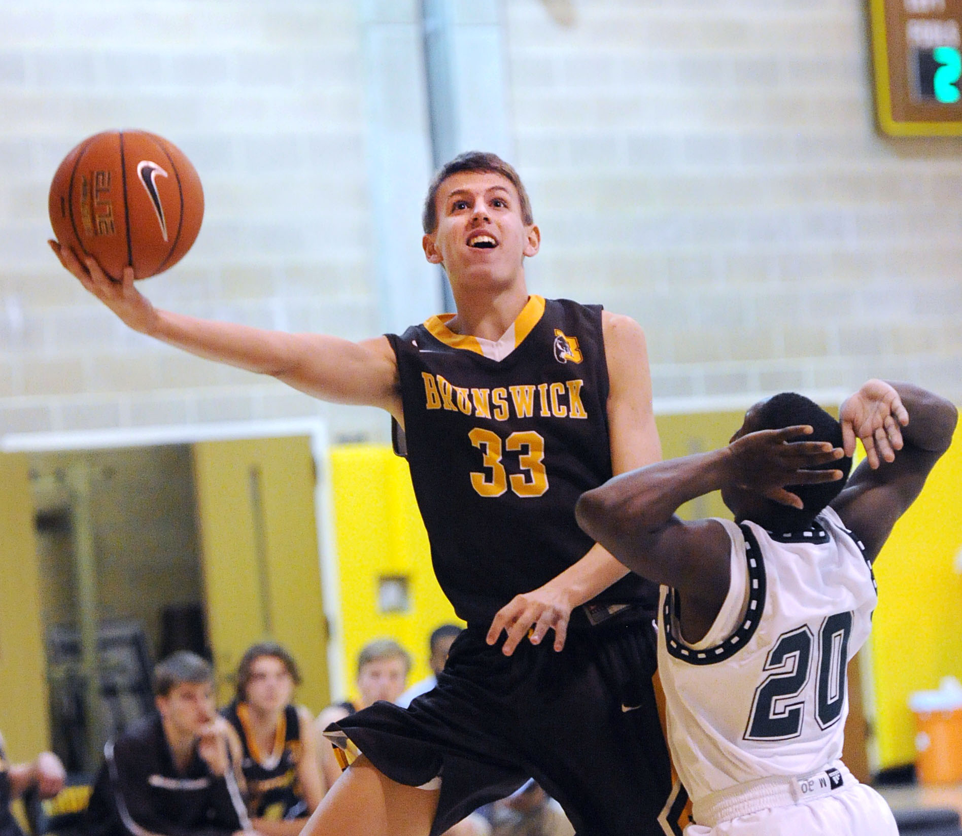 Brunswick basketball team comes back to beat Hamden Hall