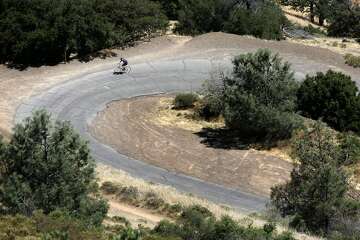 Buses, RVs pose risk to cyclists at Mount Diablo