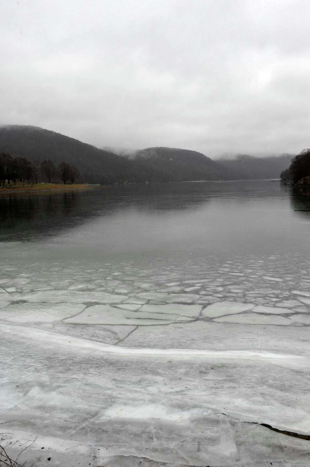Climate change warming area lakes
