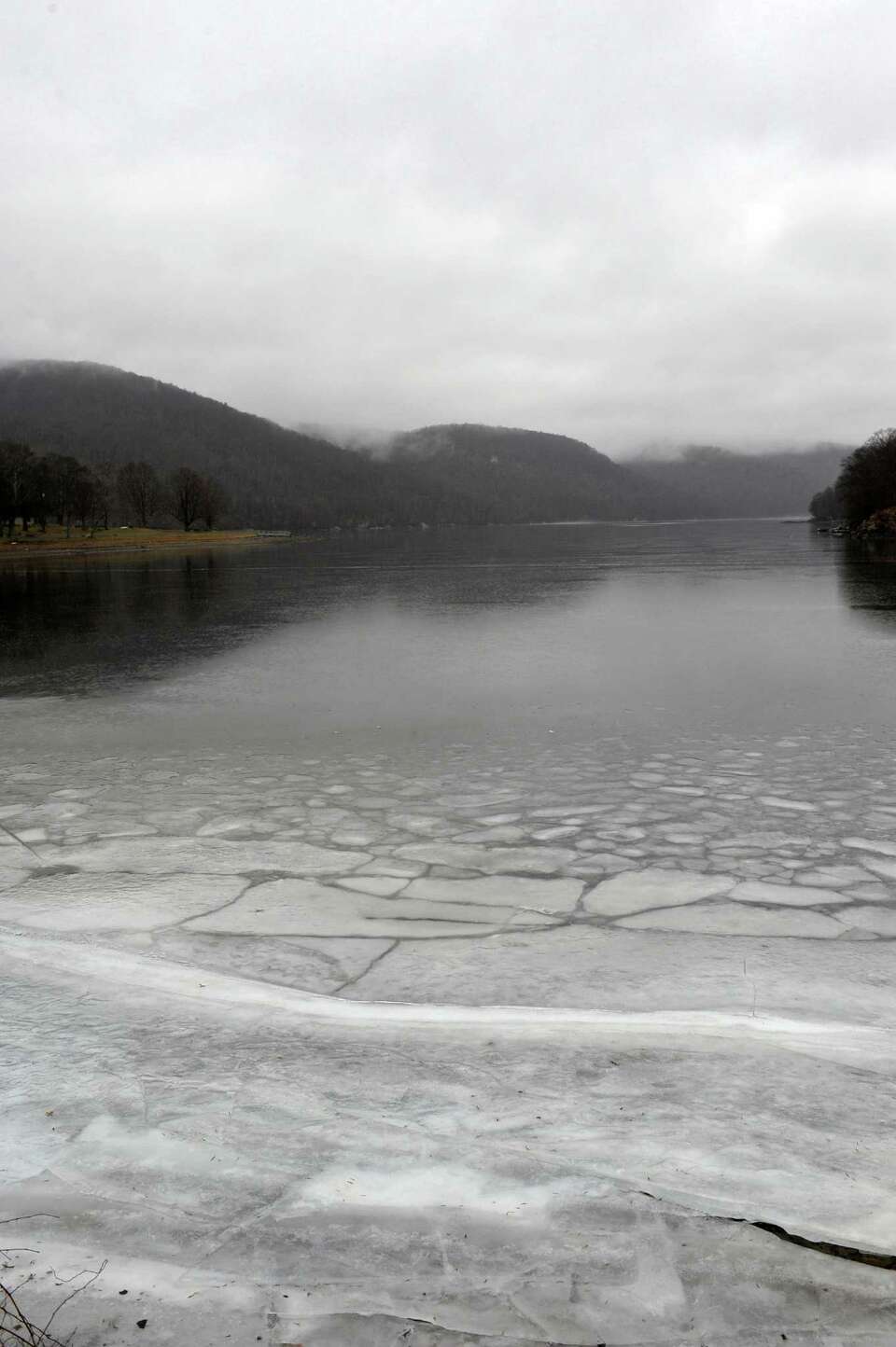Climate change warming area lakes