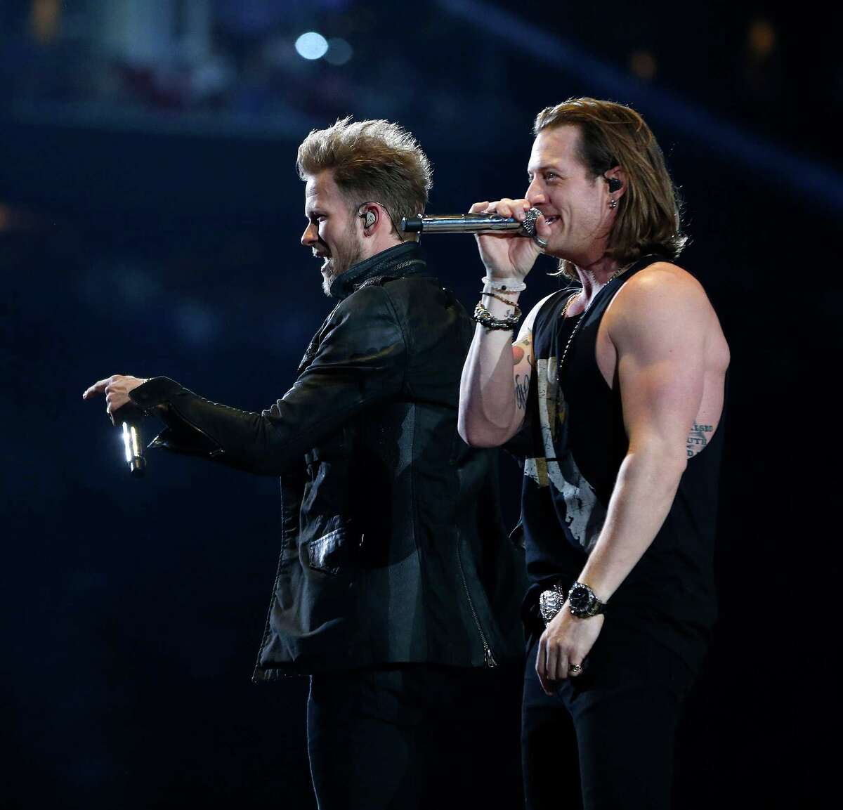 Florida Georgia Line stretches the limits of country music