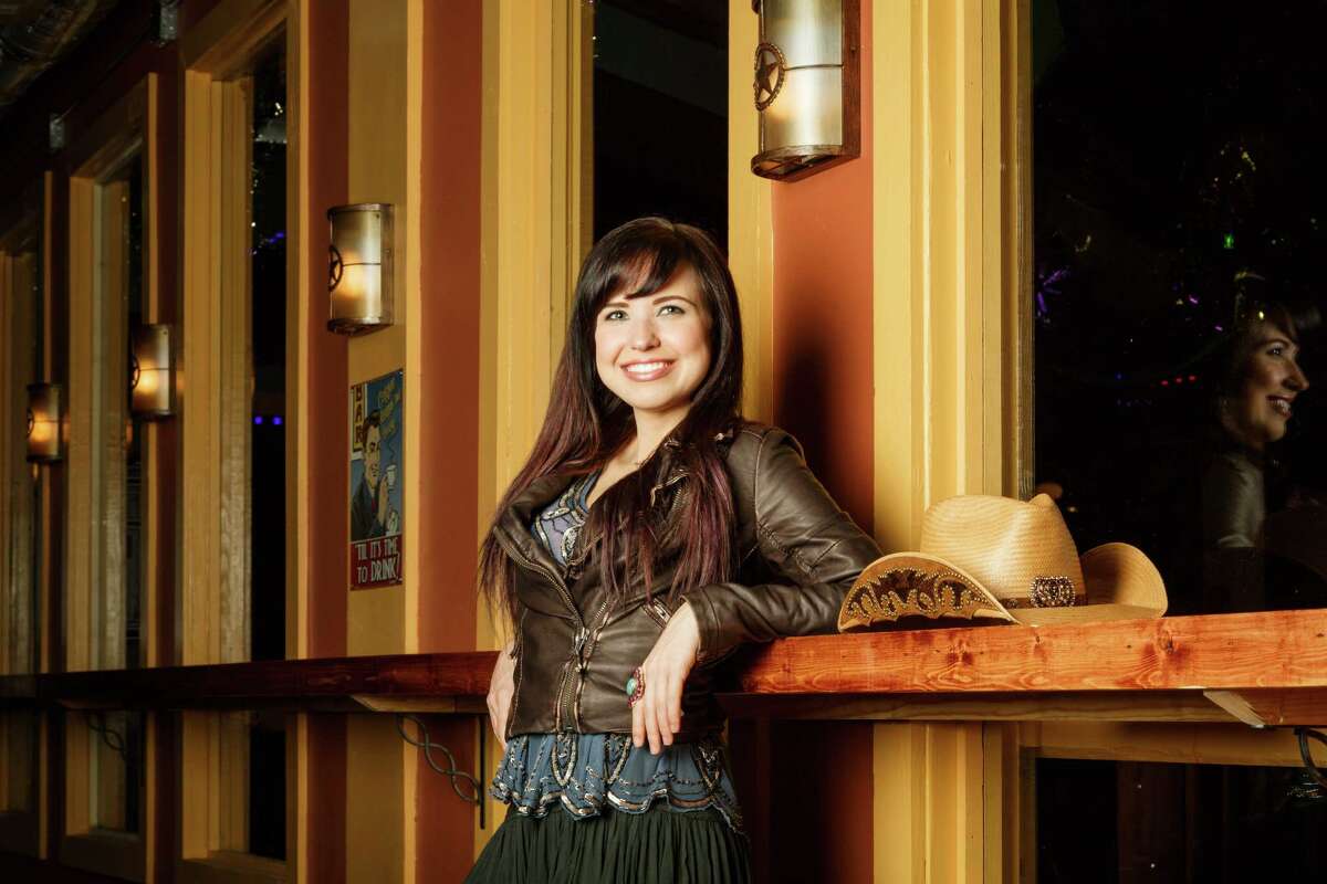 Millennials guide to rodeo: Go bling or go home