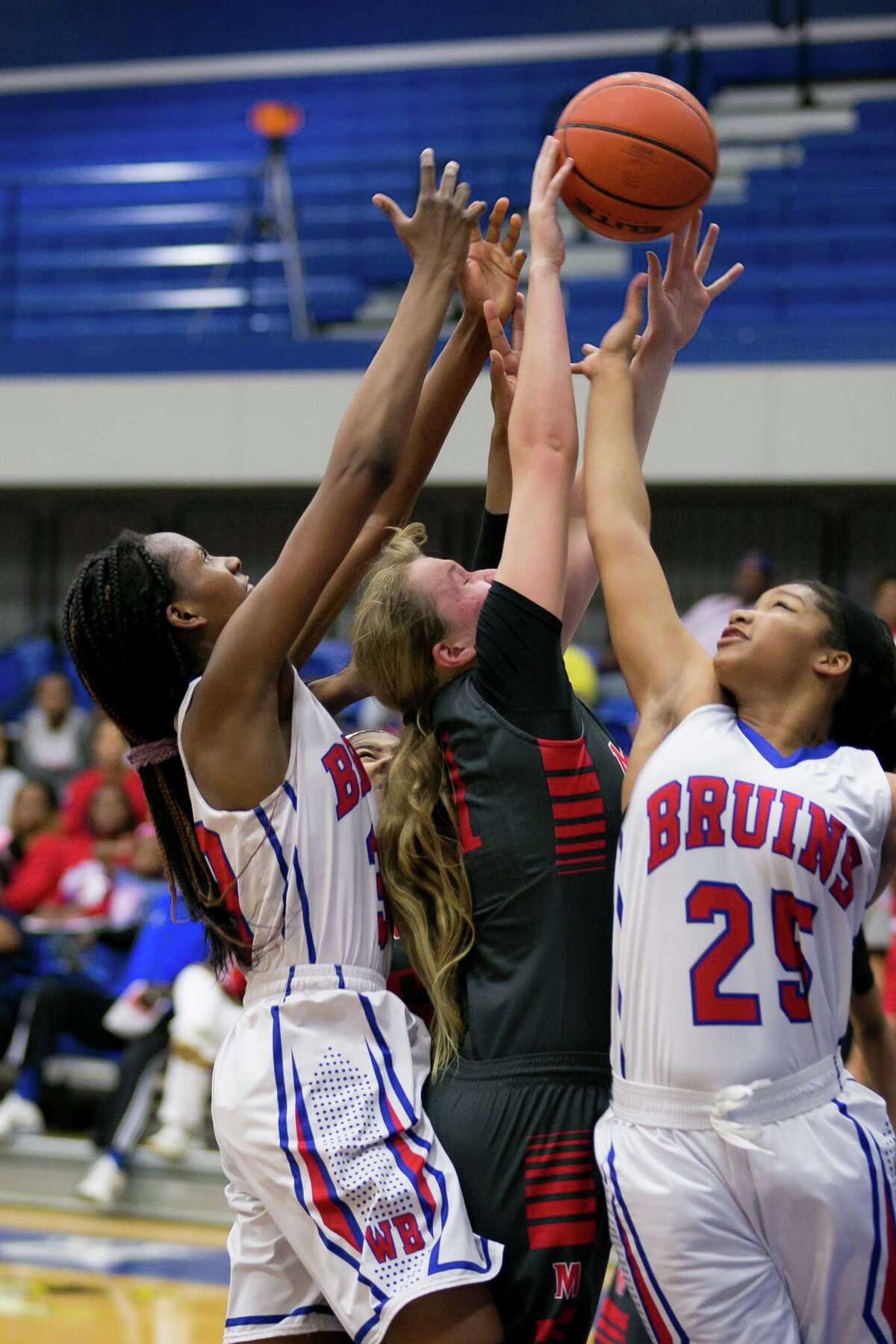 Season ends for Ozen, West Brook girls basketball teams