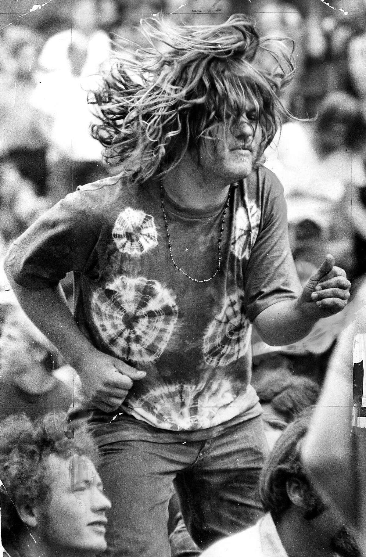 Turn on tune in - hippie photos unseen for decades