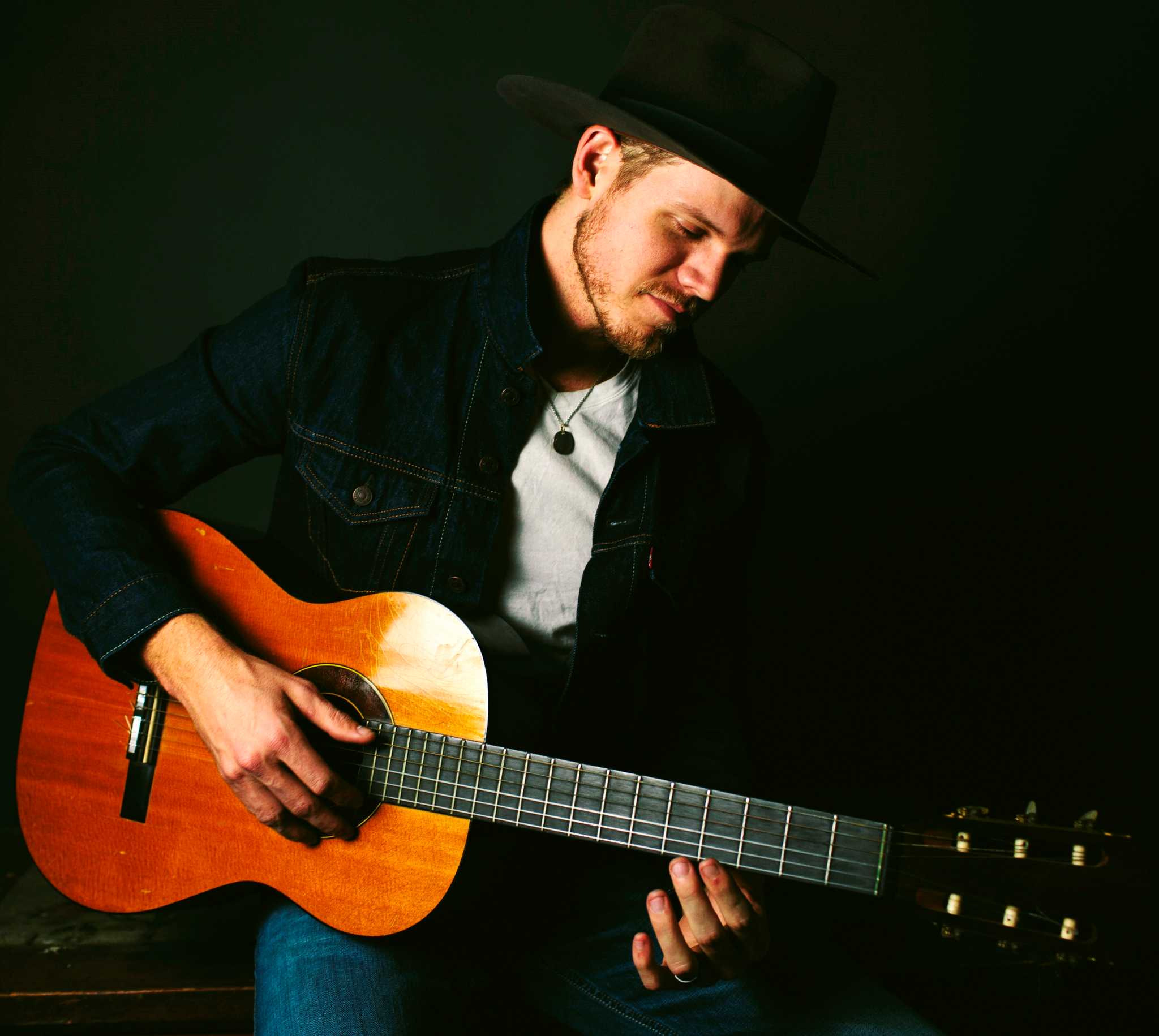 Sam Riggs’ new ‘Breathless’ has double meaning