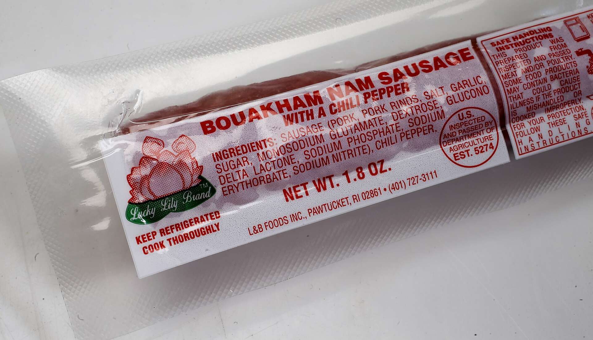 Snapshots of the Southeast Asian grocers along Oakland’s International ...