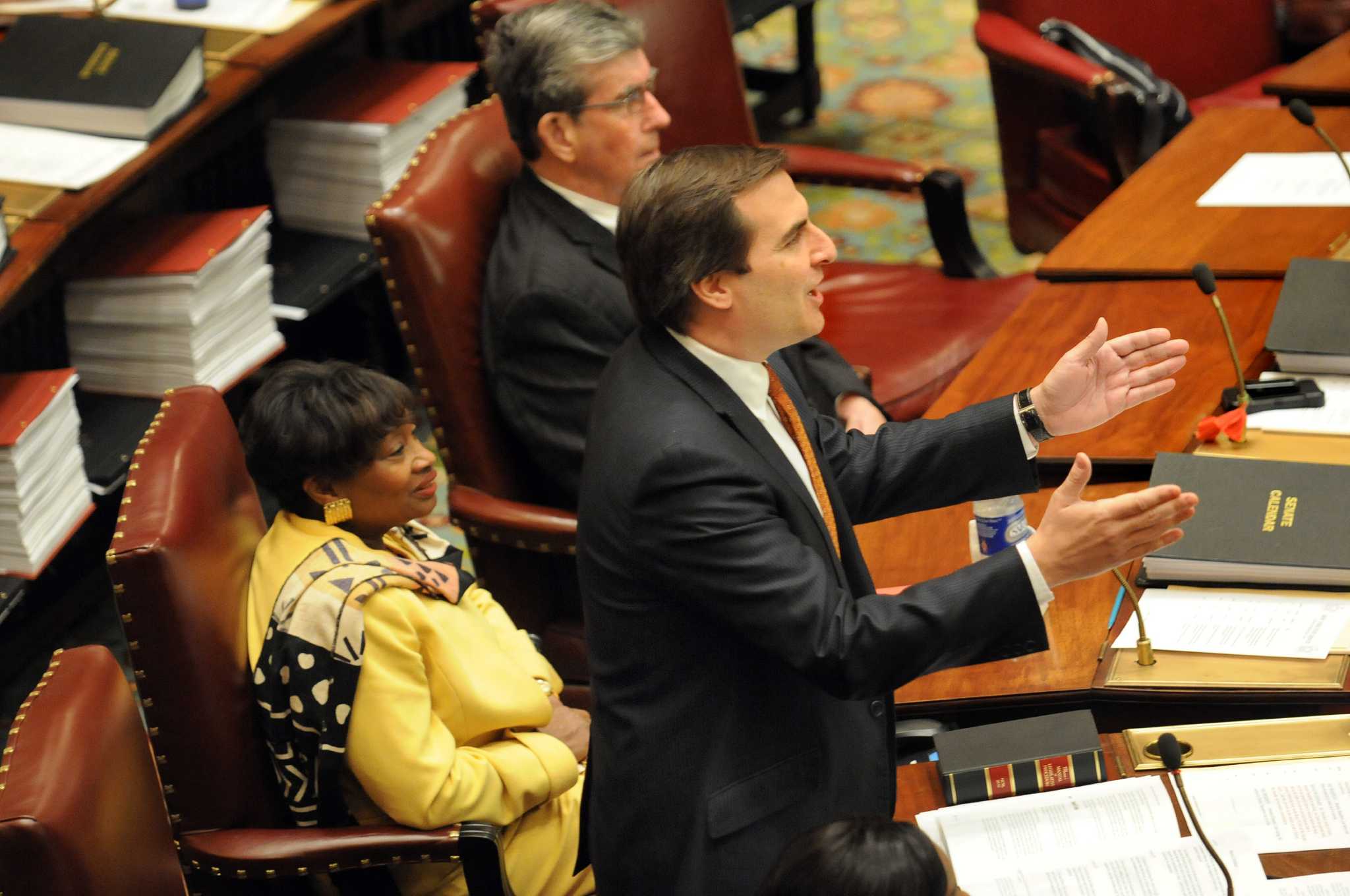 Senator calls for juvenile Miranda rights