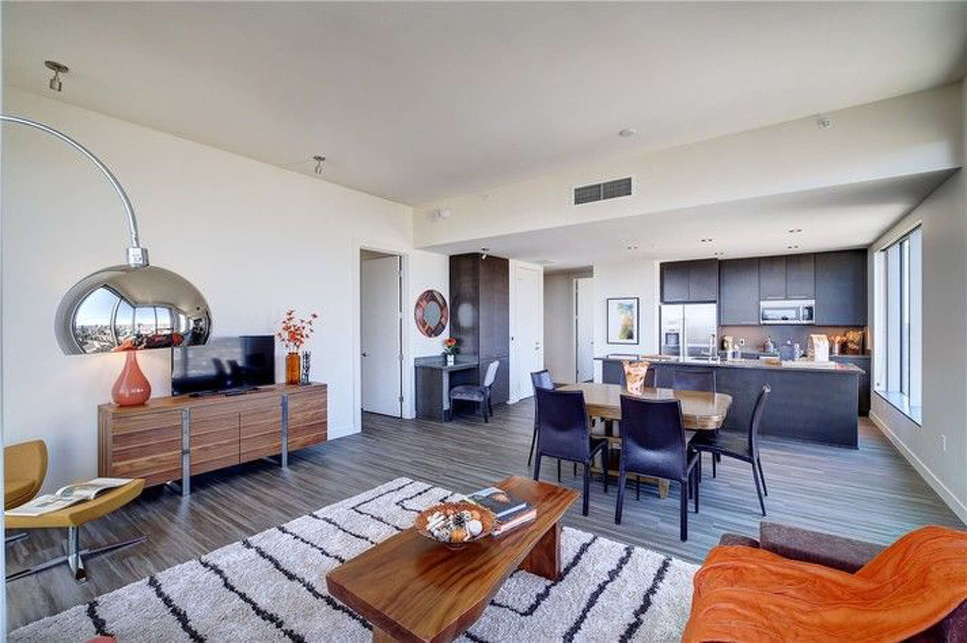 Northwest real estate find: Penthouse on the edge of downtown