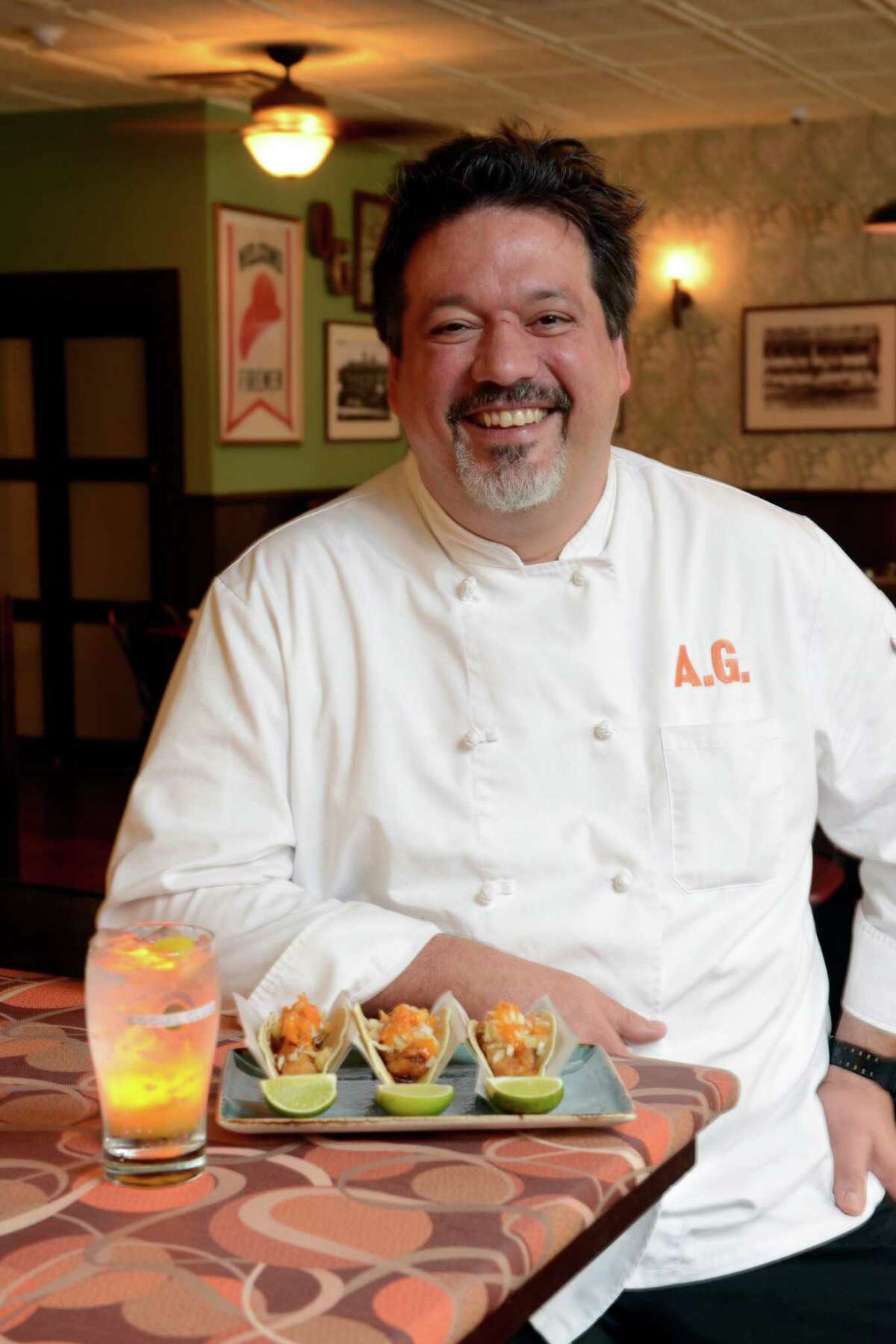 Celebrity chef Alex Garcia takes over kitchen at Old Greenwich Social Club