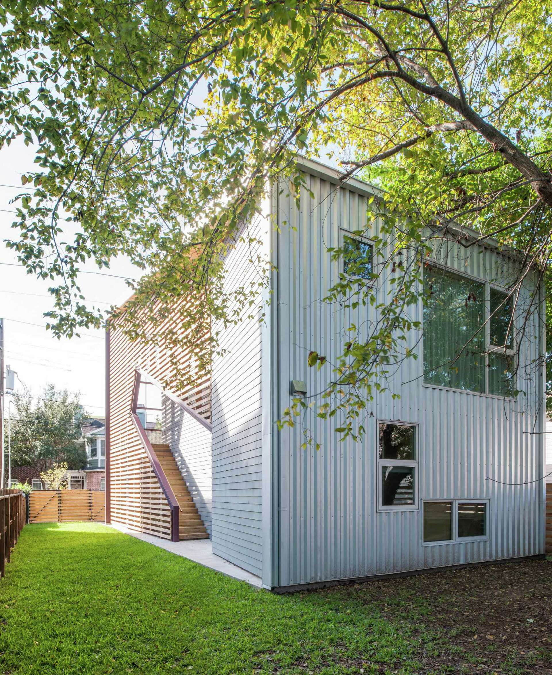 In Fourth Ward, designer builds modern 'shotgun' house