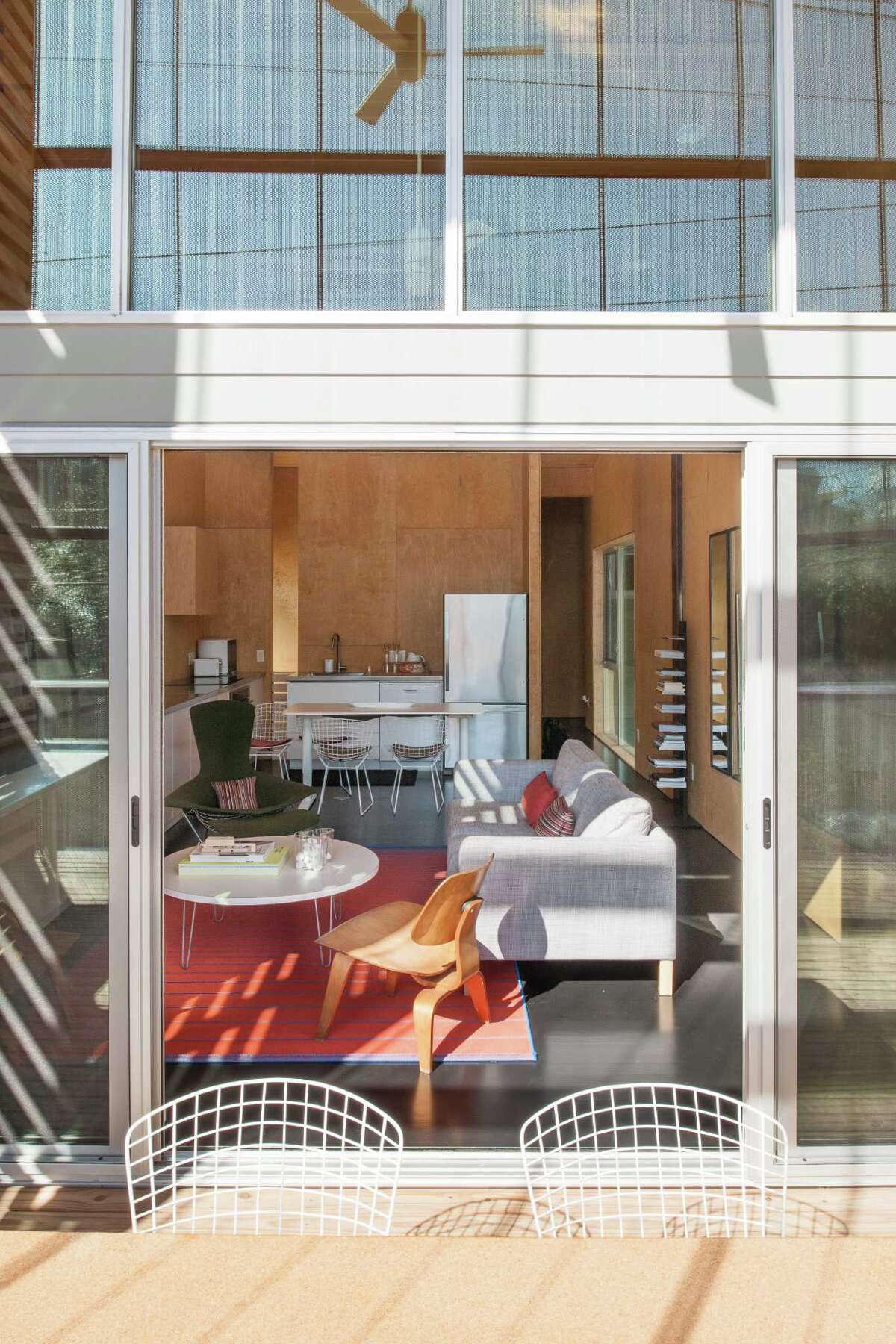 In Fourth Ward, designer builds modern 'shotgun' house