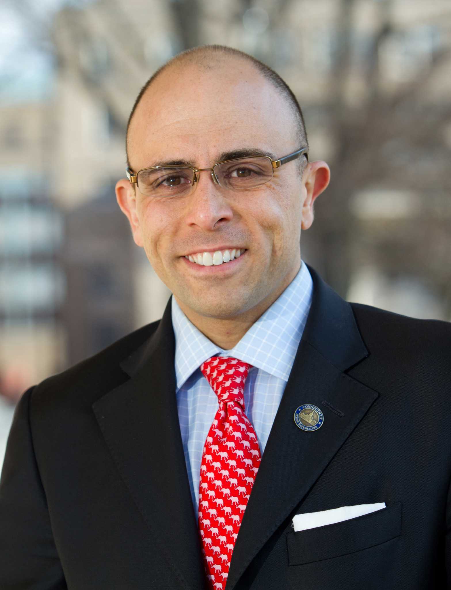 GOP leader looks to cash in on website rights of friends and foes