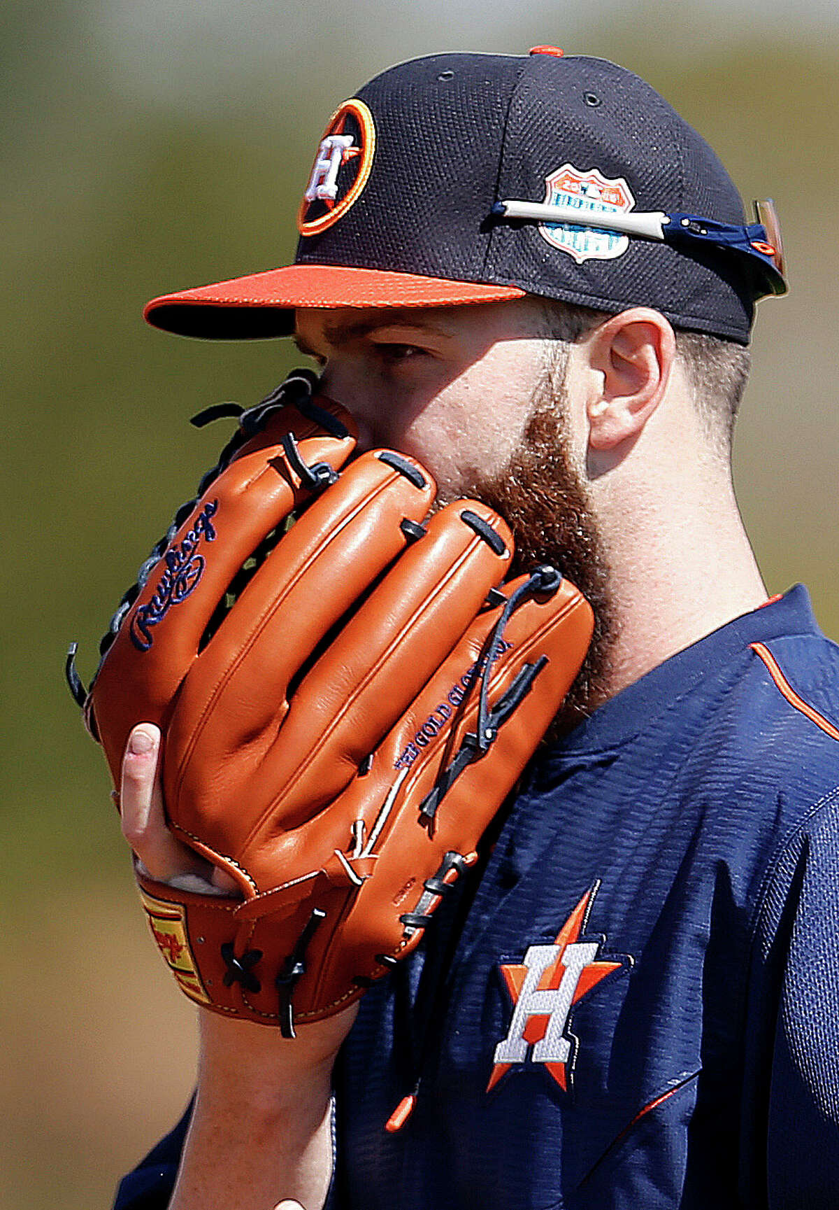 In Astros rotation, Hinch commits only to Keuchel on opening day
