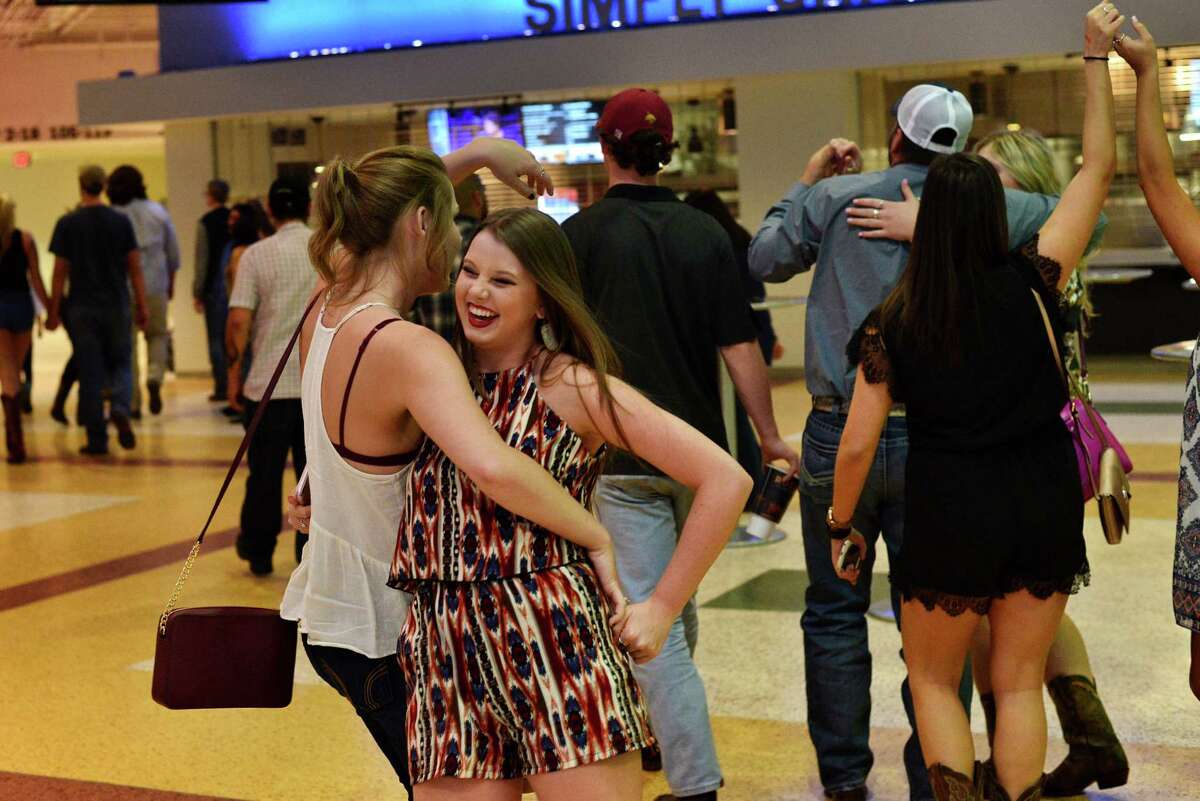 Here's what people are wearing this year to the San Antonio Stock Show ...