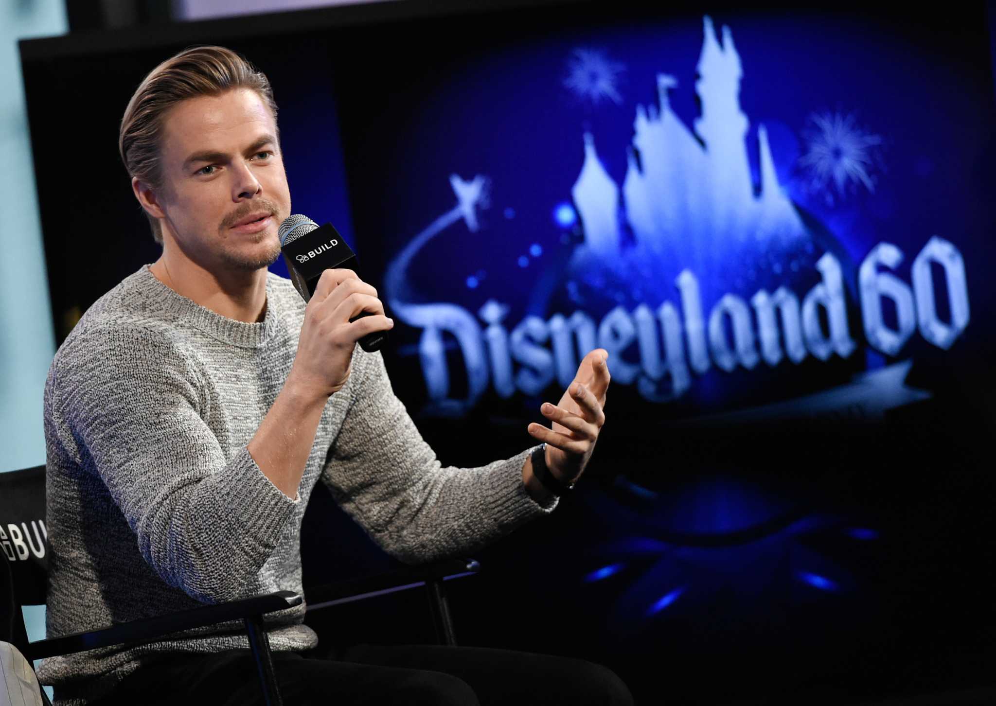 Digital Dish: Disney fans go nuts for 60th anniversary