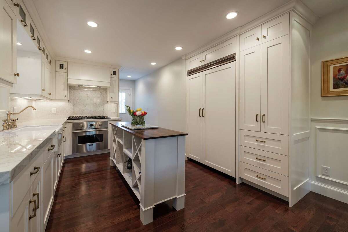 Kitchen cabinet innovations help organize and de-clutter