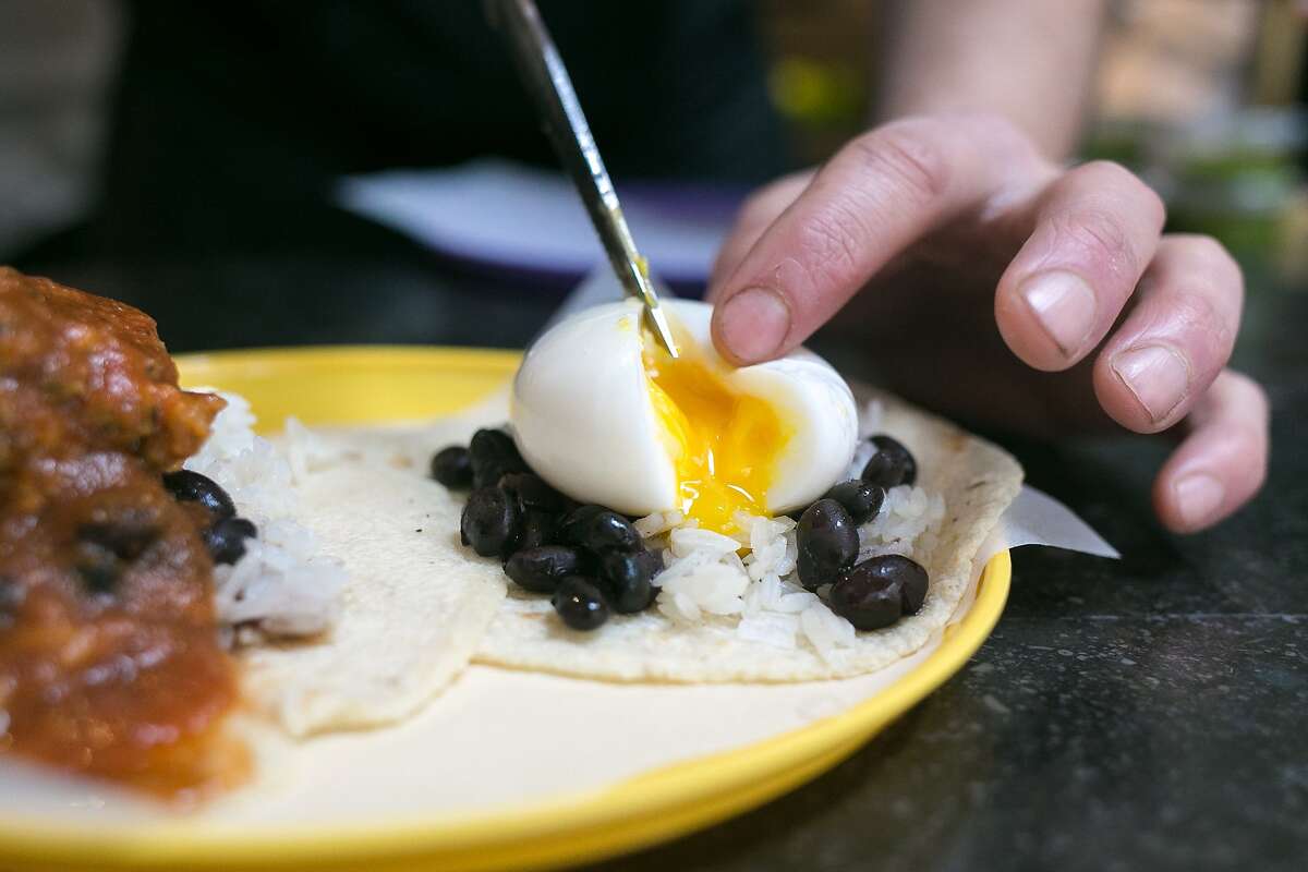 Tacos Cala: Affordable upscale-to-go