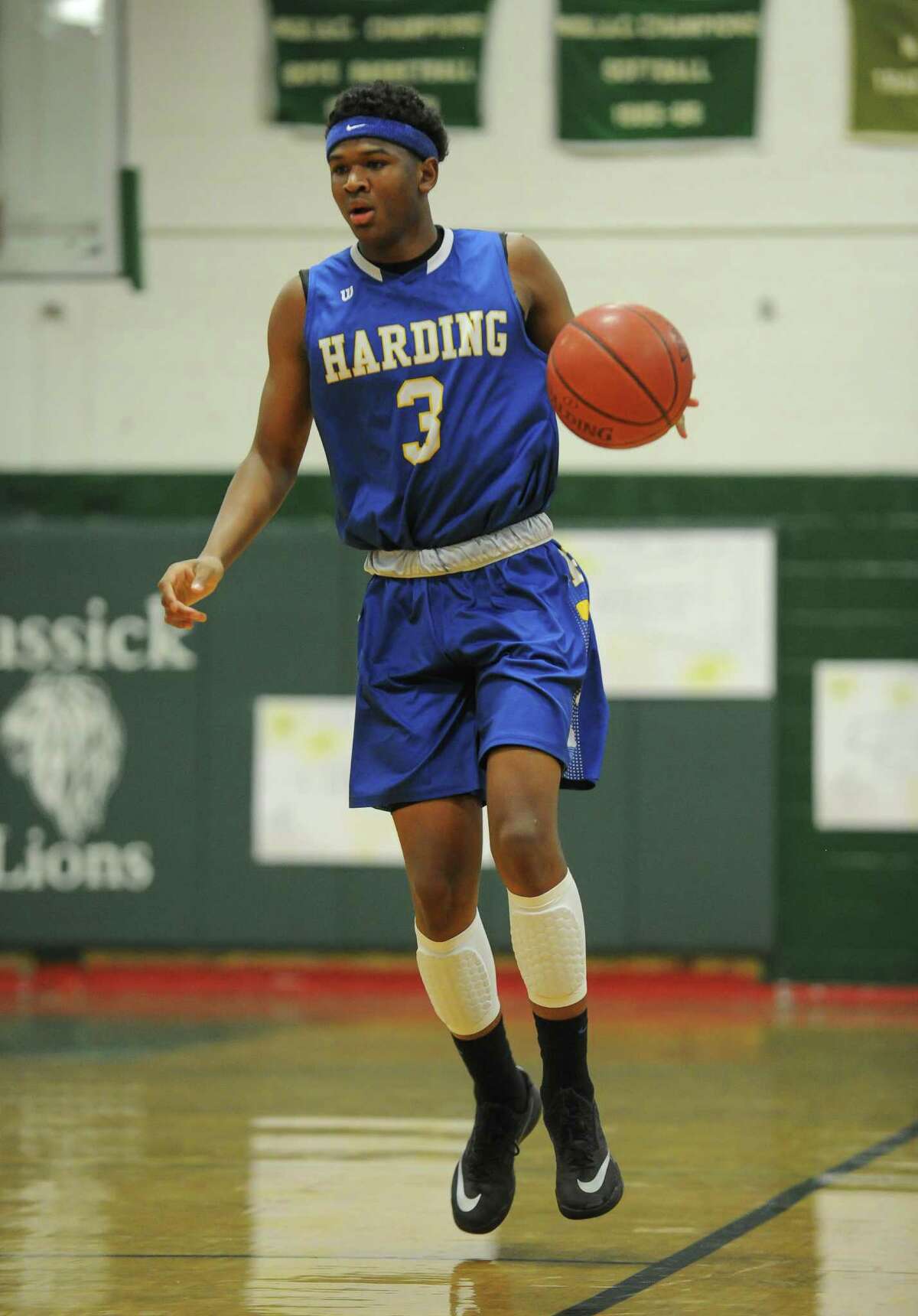 Bassick outlasts Harding in scoring marathon