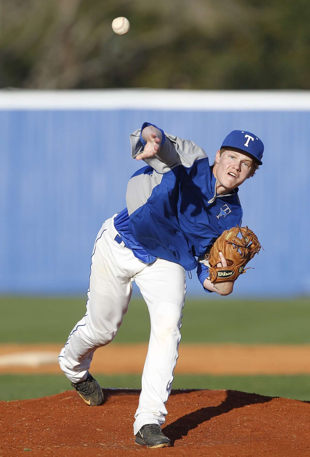 New coach brings new attitude to Mustangs